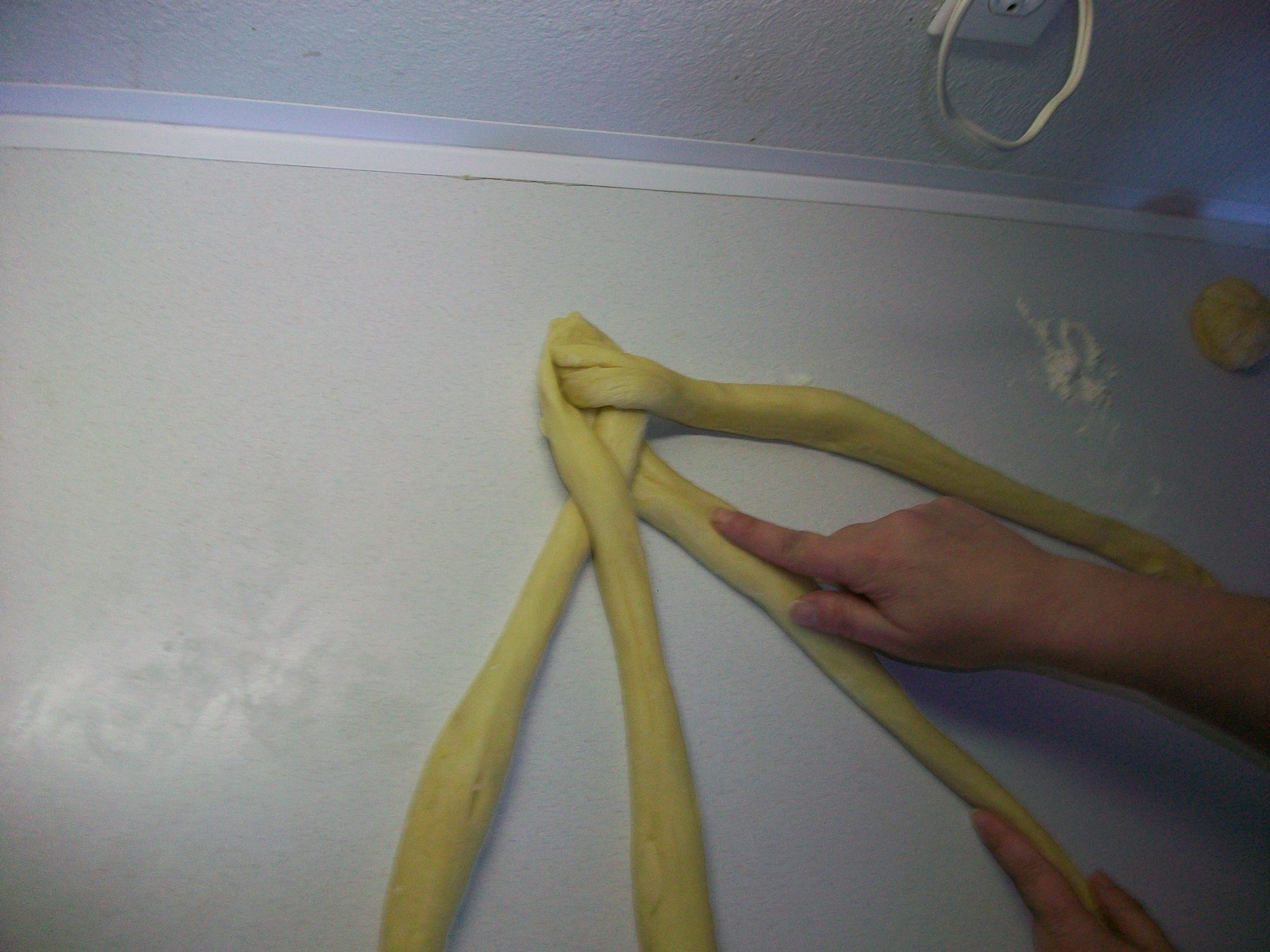 How to Braid Challah - 4 Strand Method. - Instructables