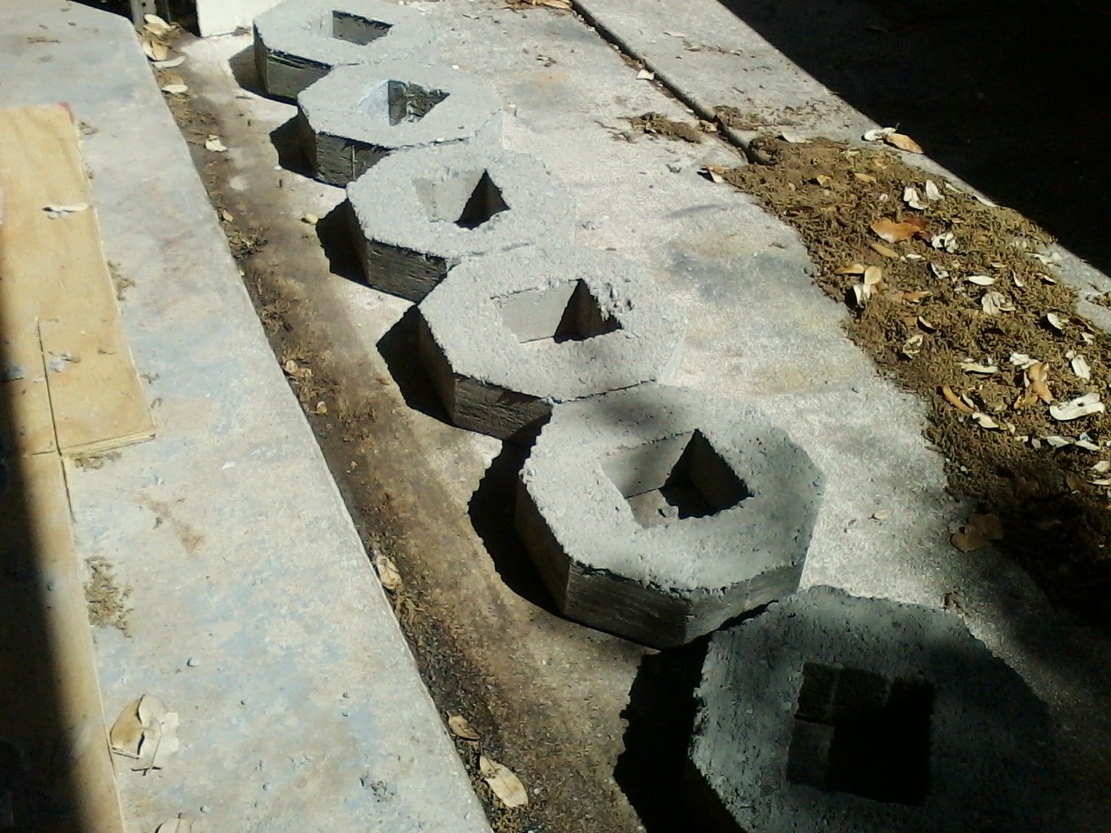 Concrete Octagonal Driveway Pavers : 8 Steps (with Pictures ...
