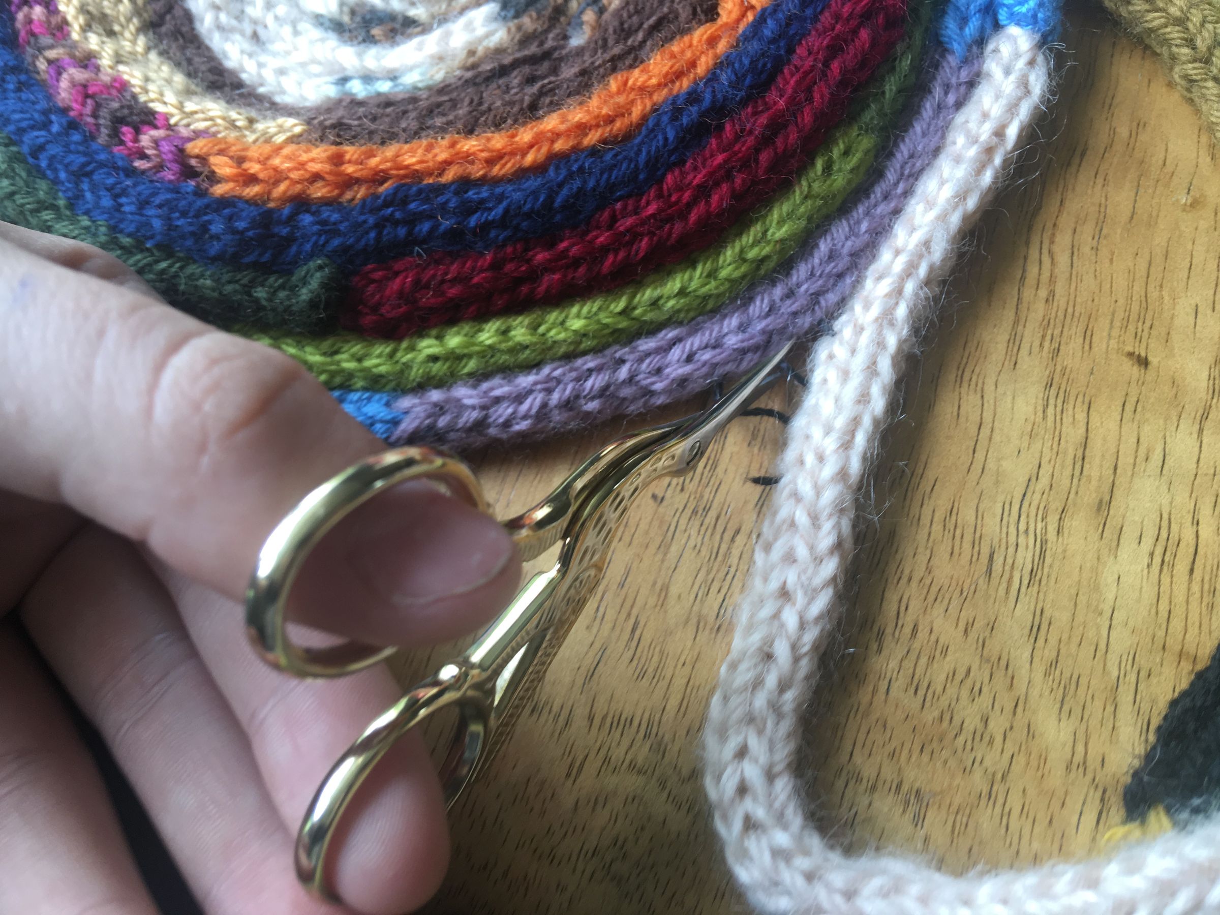 How to French Knit a Rug : 11 Steps (with Pictures) - Instructables