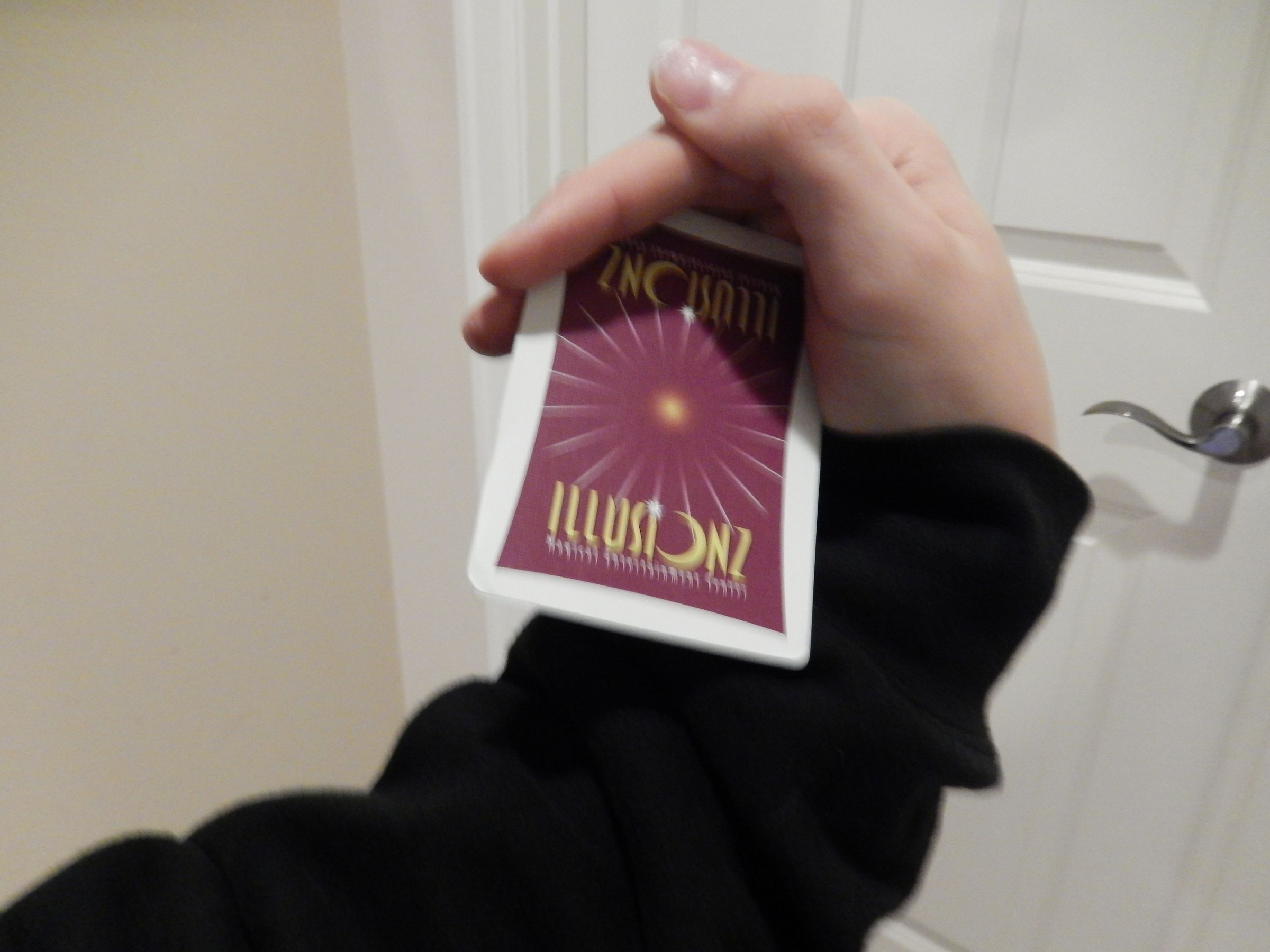 How to Throw a Playing Card Like a Pro : 3 Steps - Instructables