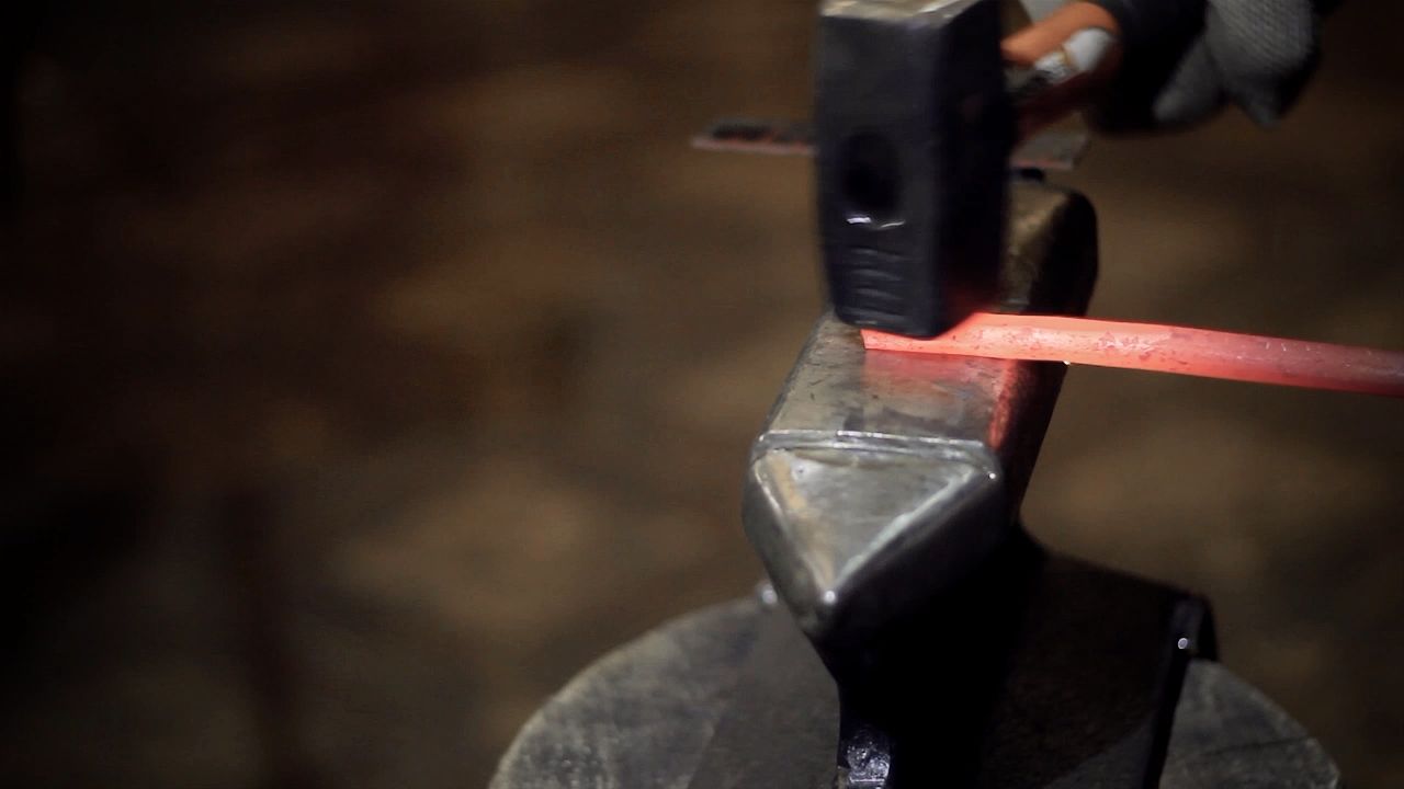 How to Make Blacksmith Tongs : 5 Steps (with Pictures) - Instructables