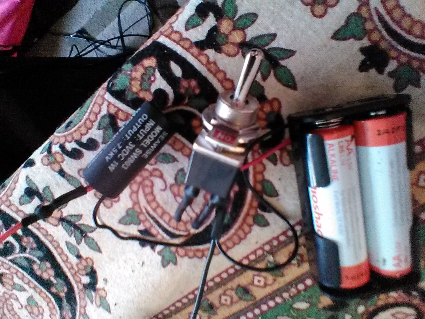 How to Make a Static Electricity Generator - Shock Anything & Fry ...