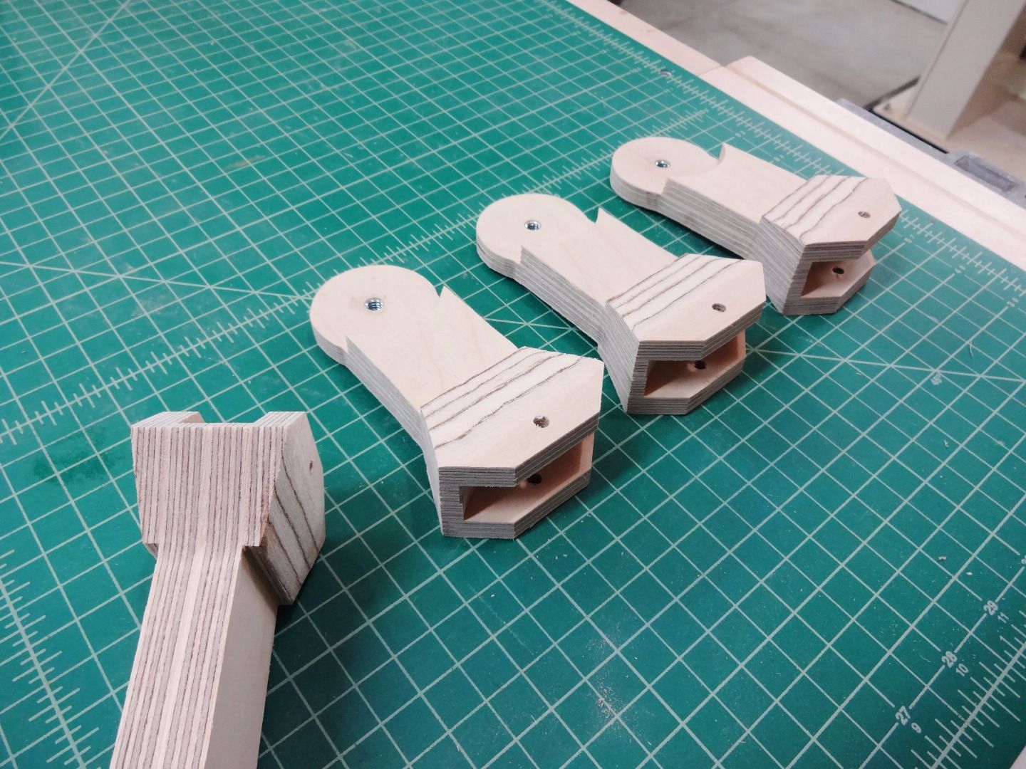 Wooden AT-AT Walker : 37 Steps (with Pictures) - Instructables