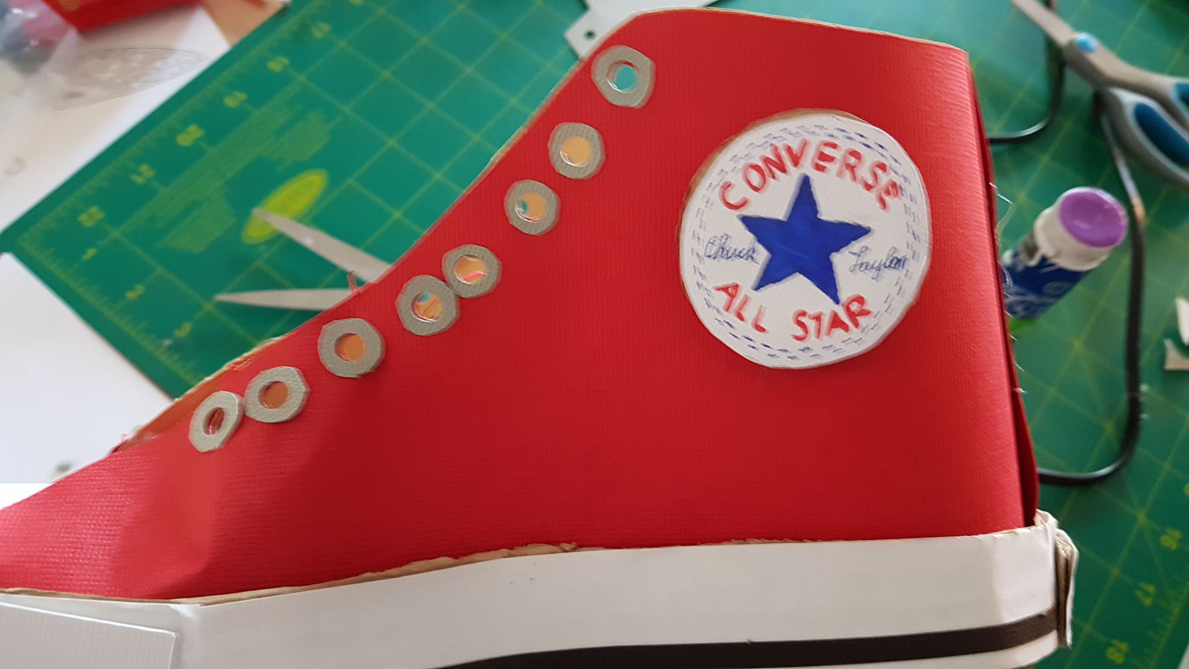 Cardboard Converse High-tops : 13 Steps (with Pictures) - Instructables