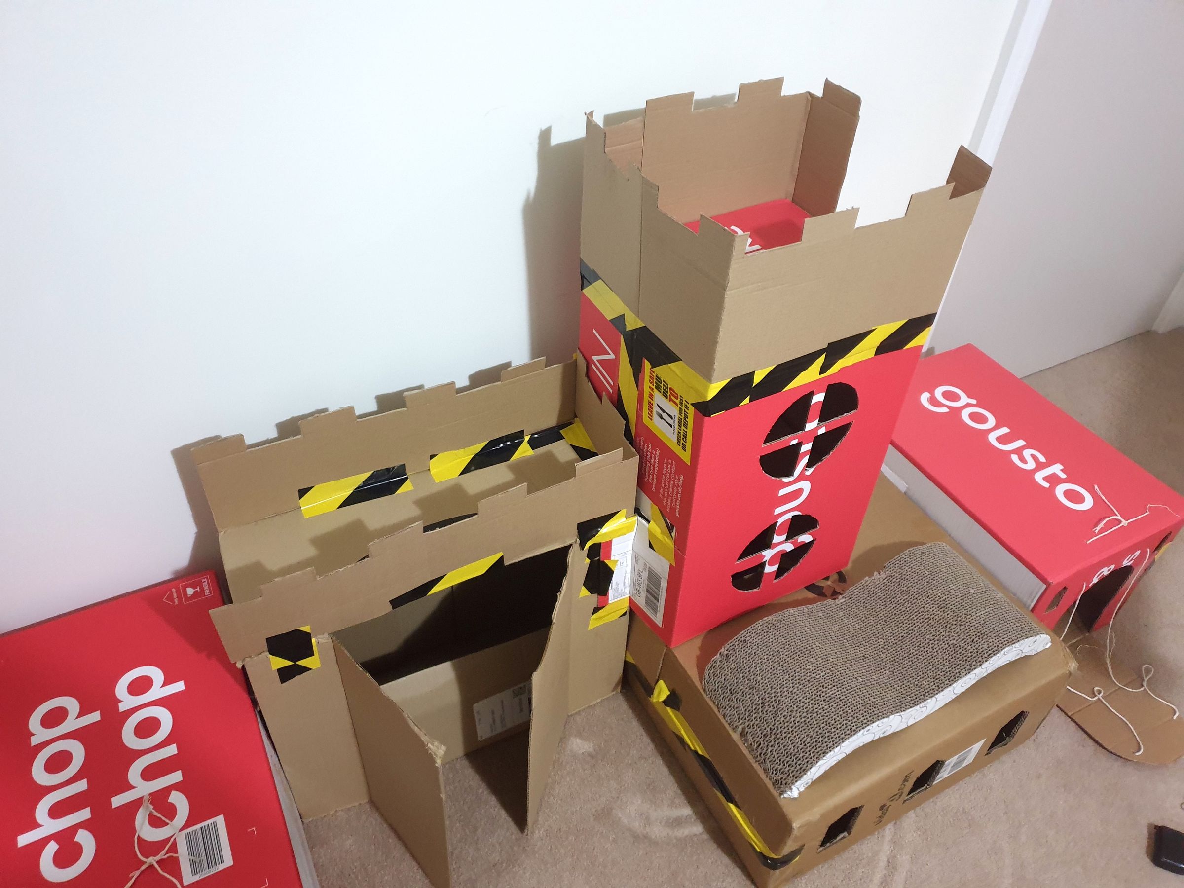 Cardboard Cat Fort With LED Remote Control Lighting and Real Drawbridge ...