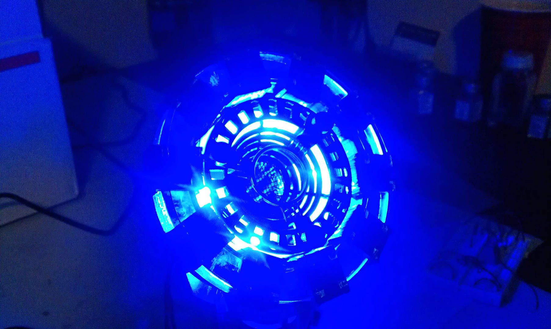 Mark I Arc Reactor Prop : 21 Steps (with Pictures) - Instructables