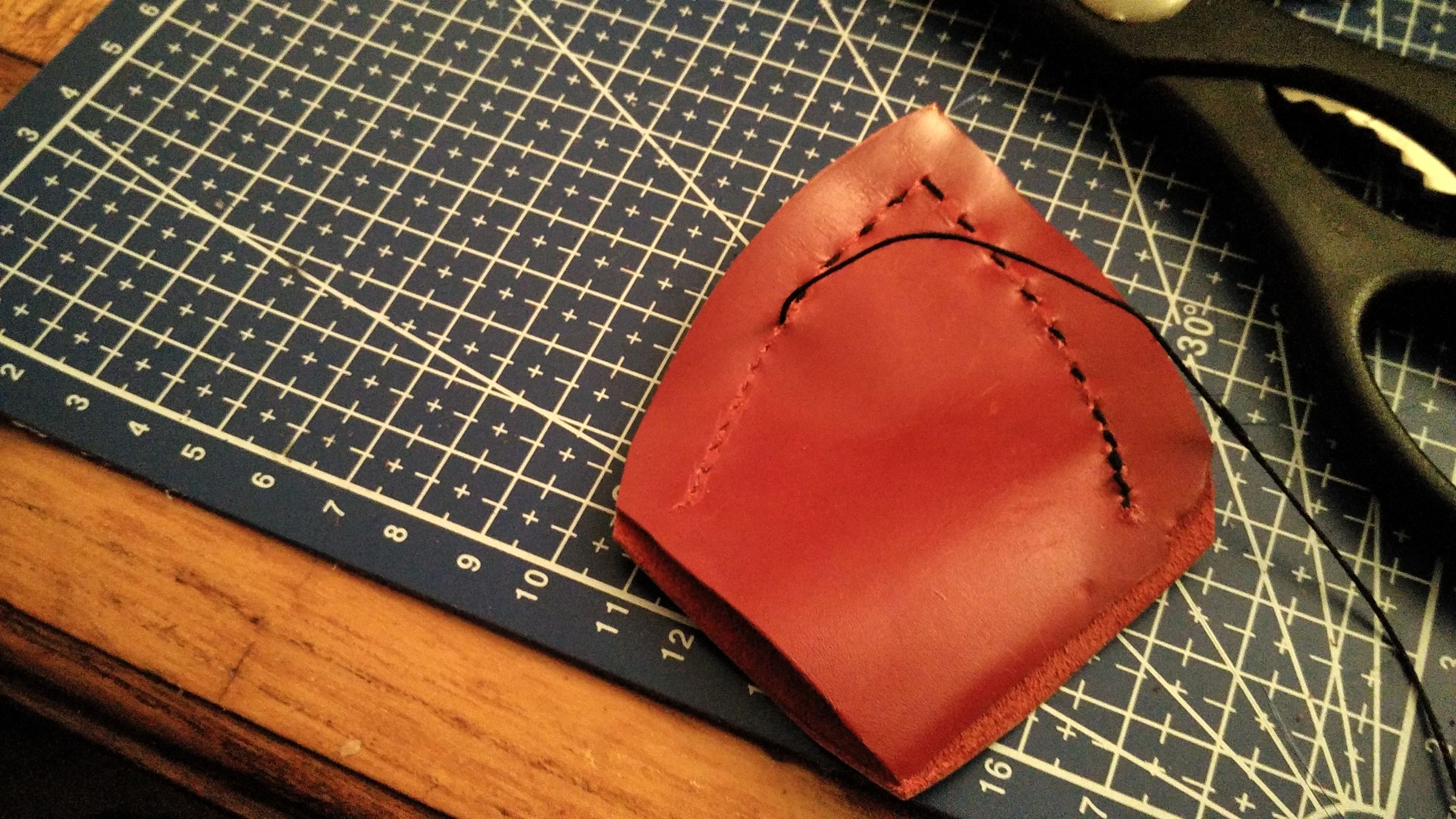 Viking Sword Scabbard - DIY : 12 Steps - Instructables