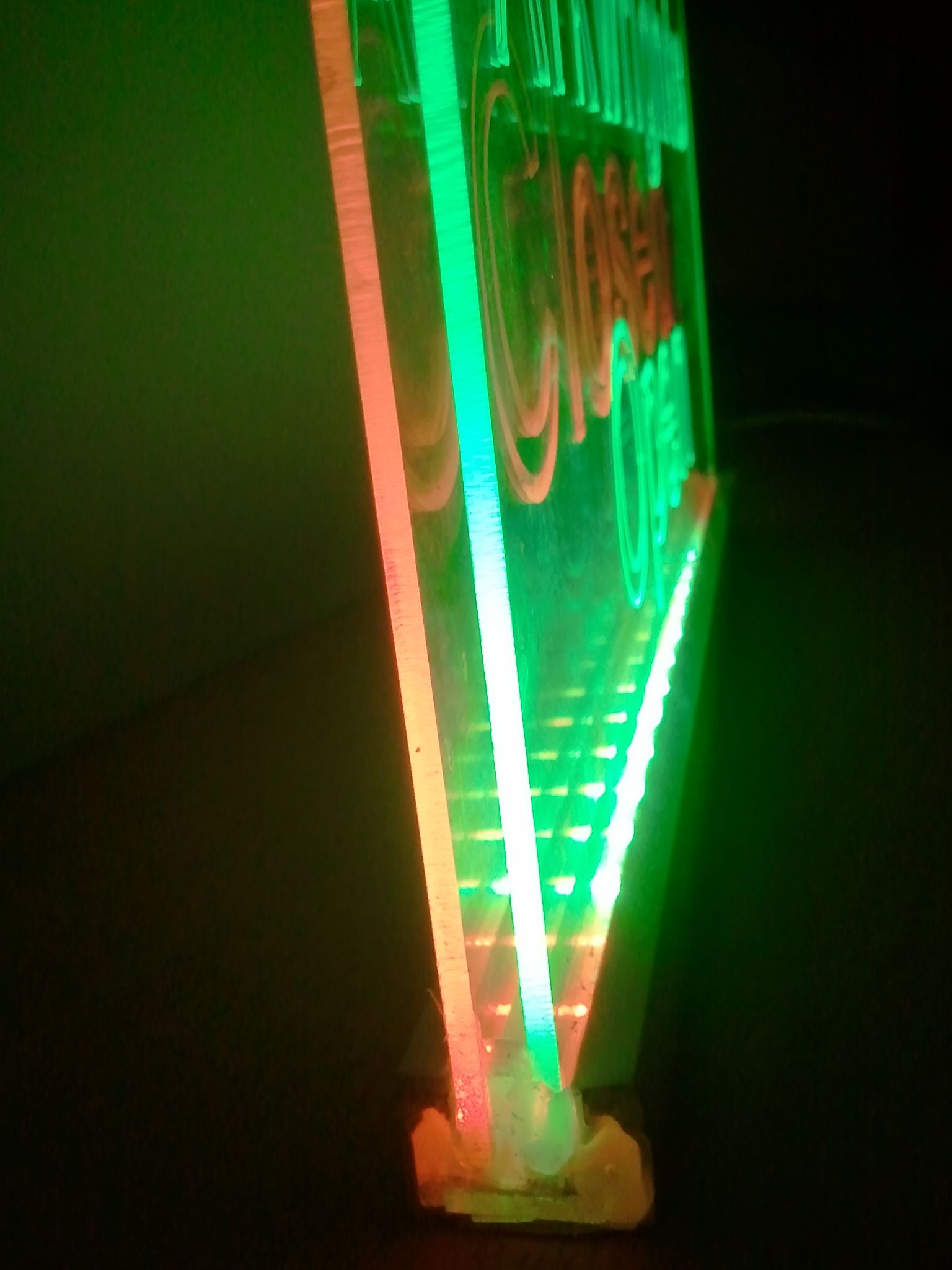 A Quick and Easy Edge Lit Sign - Instructables