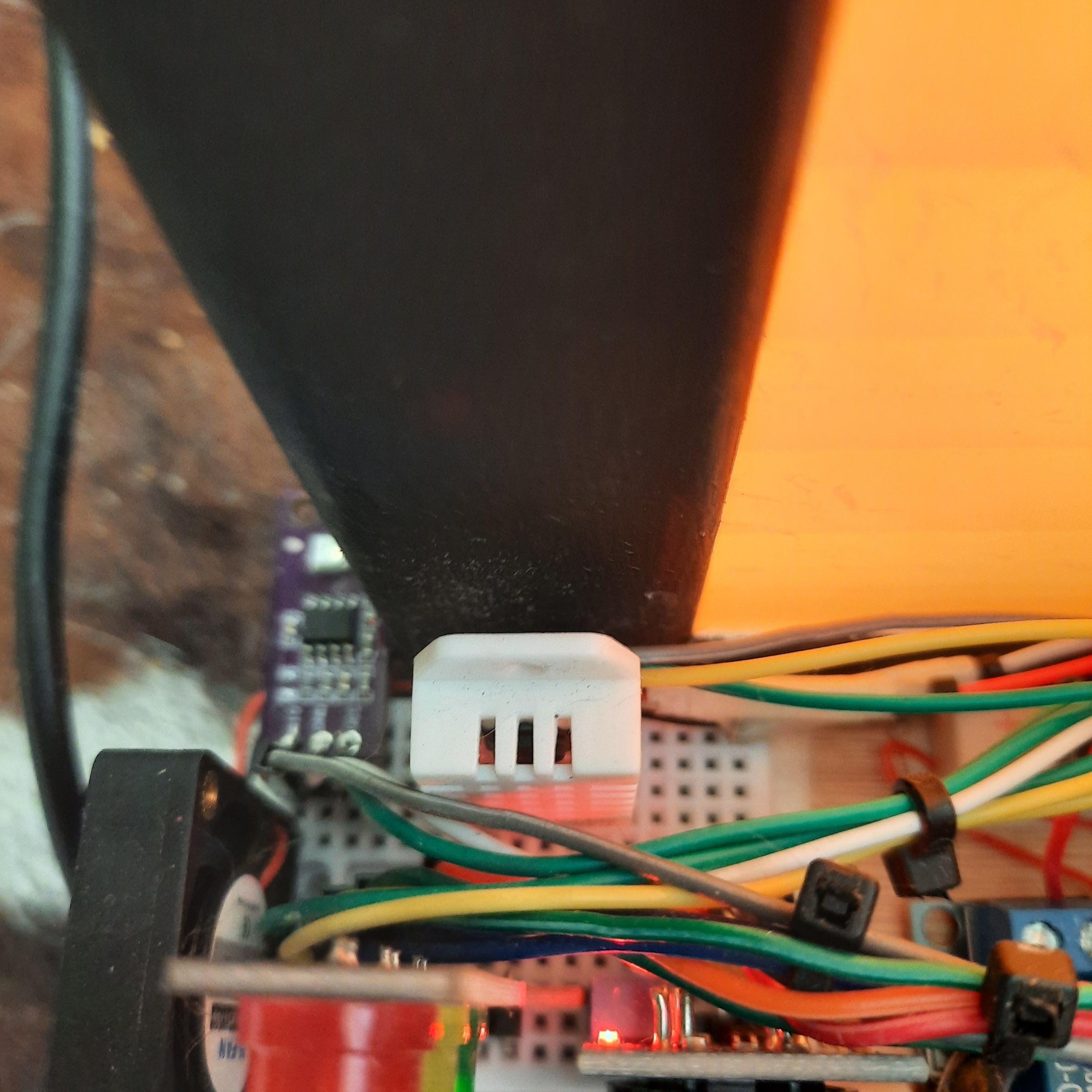 Botje, Interactive Arduino R4 WiFi Companion - Instructables