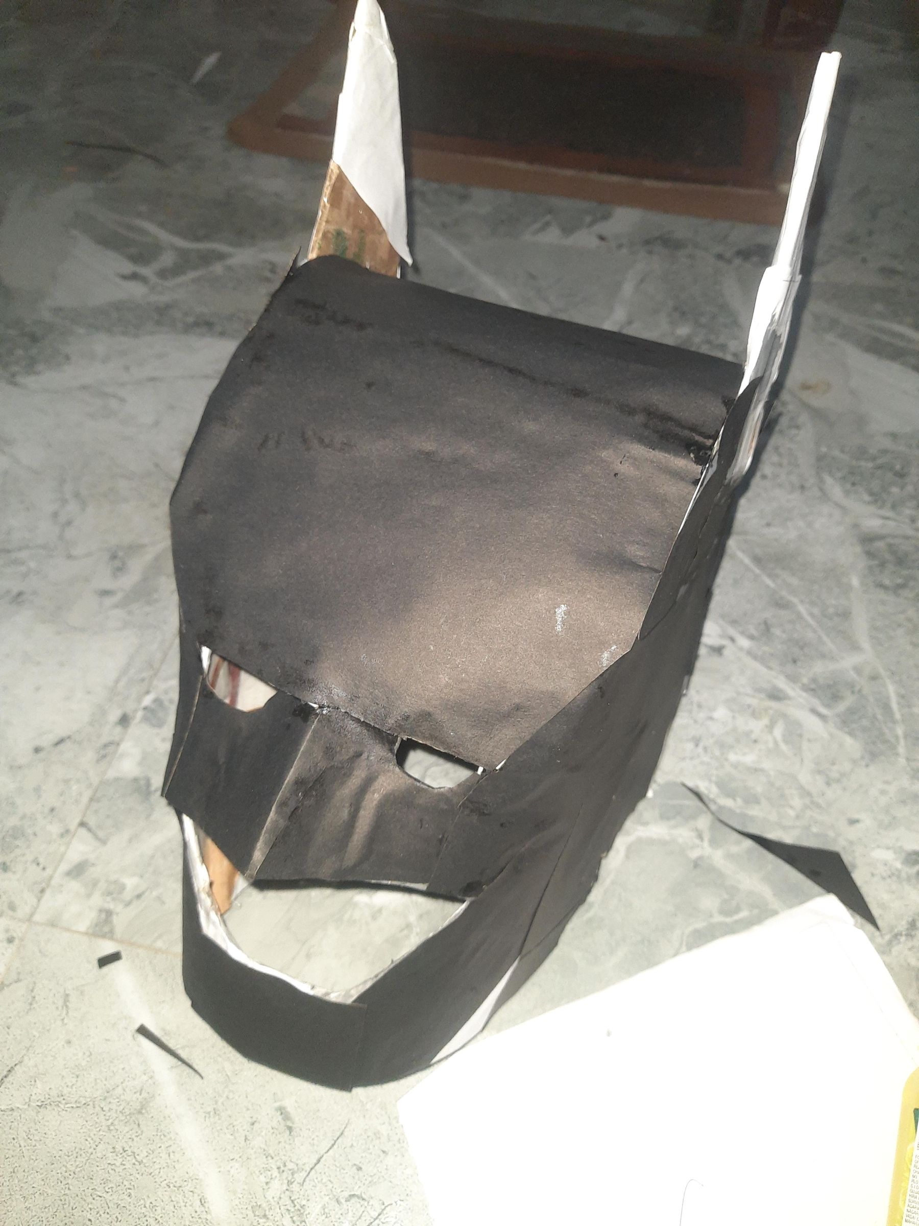 Batman Mask Craft : 10 Steps - Instructables