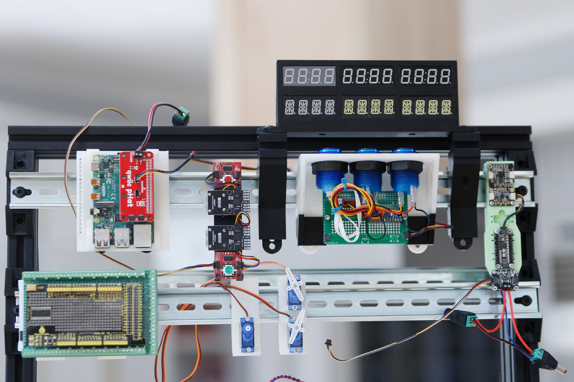 A Simple Method to Organize Your in Electronics Projects Using DIN Rail ...