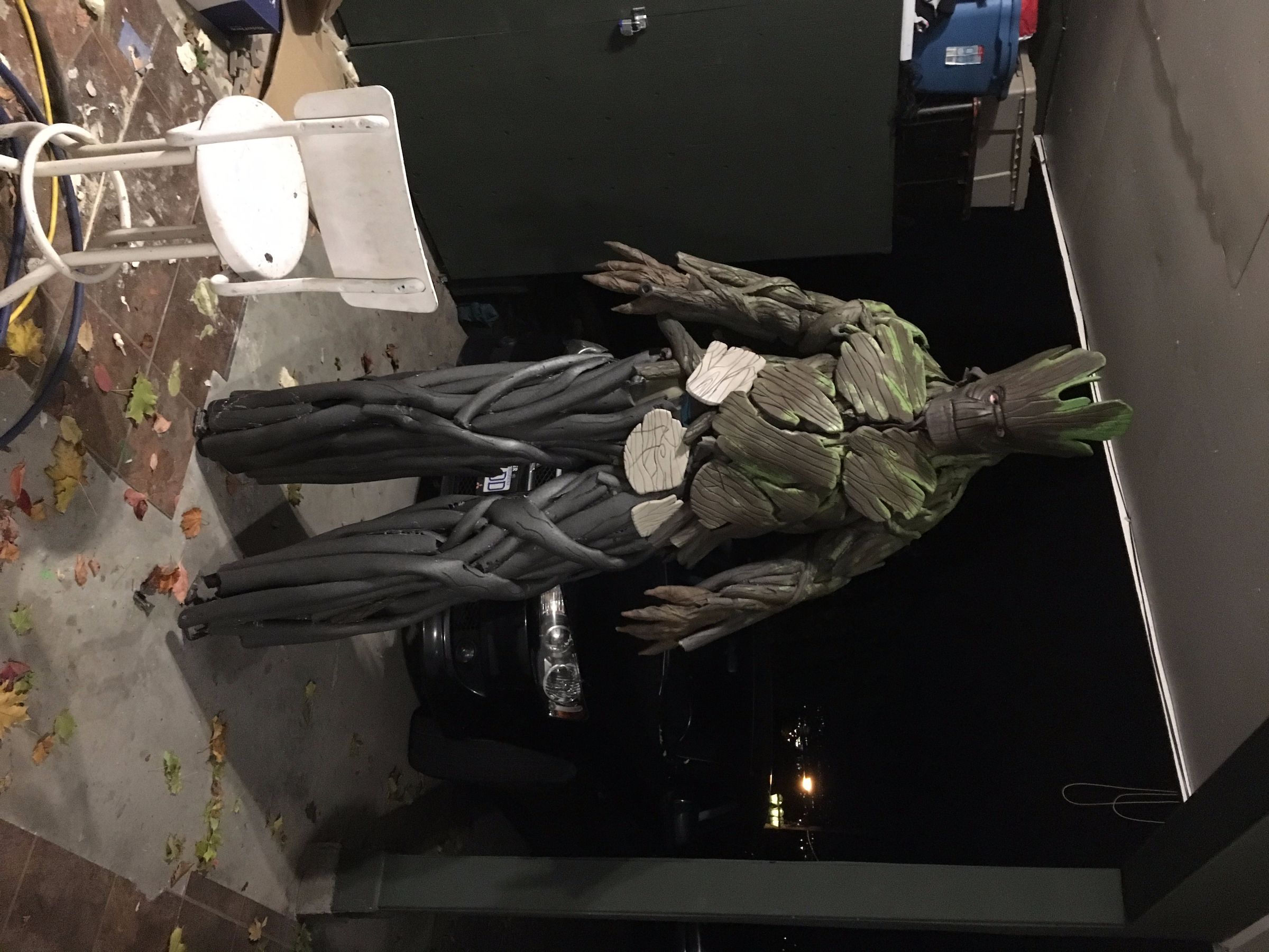 DIY Groot Guardians of the Galaxy Costume - I AM GROOT! : 5 Steps (with ...