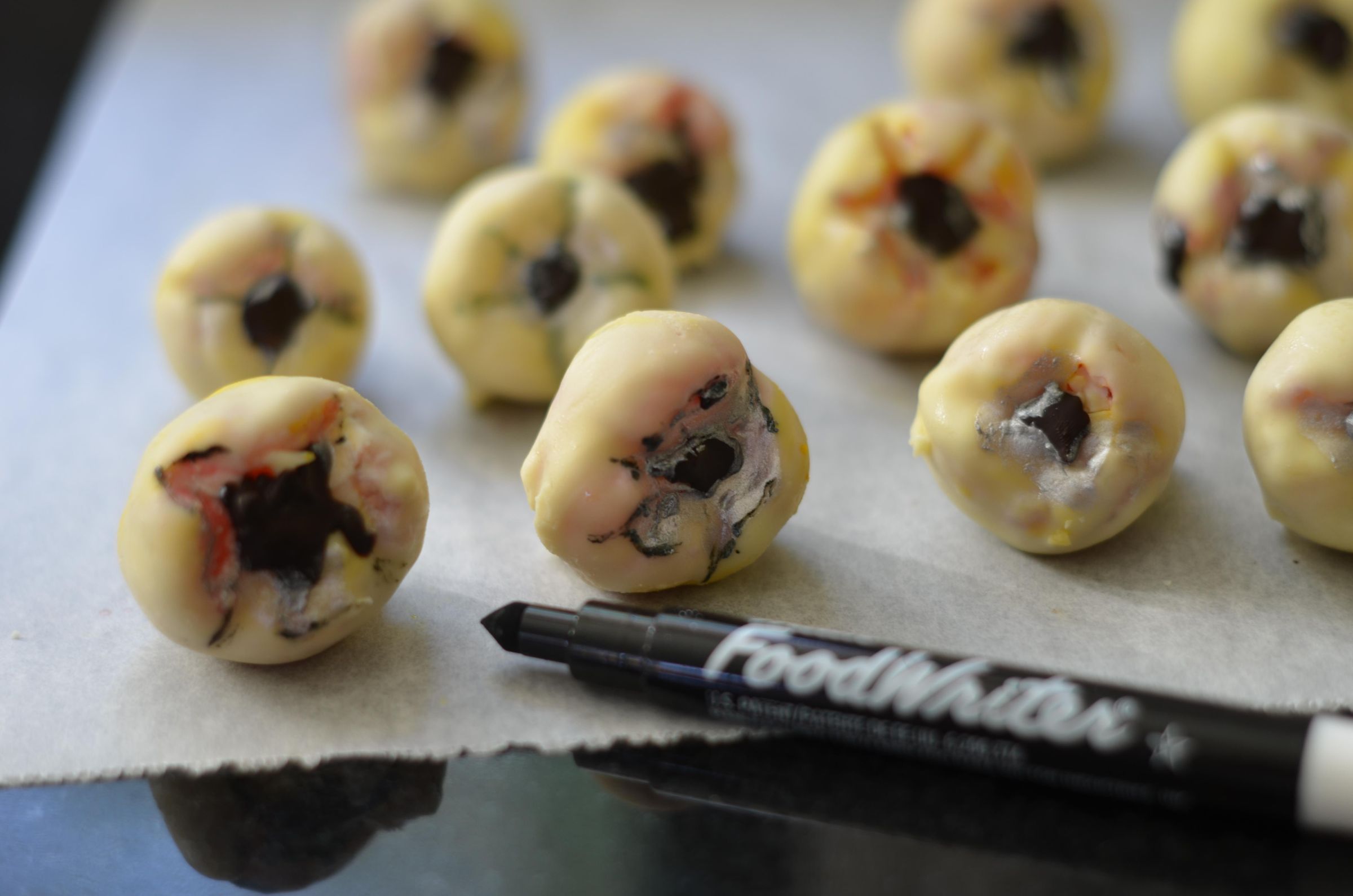 Rotten Teeth Chocolate Strawberries : 9 Steps (with Pictures ...