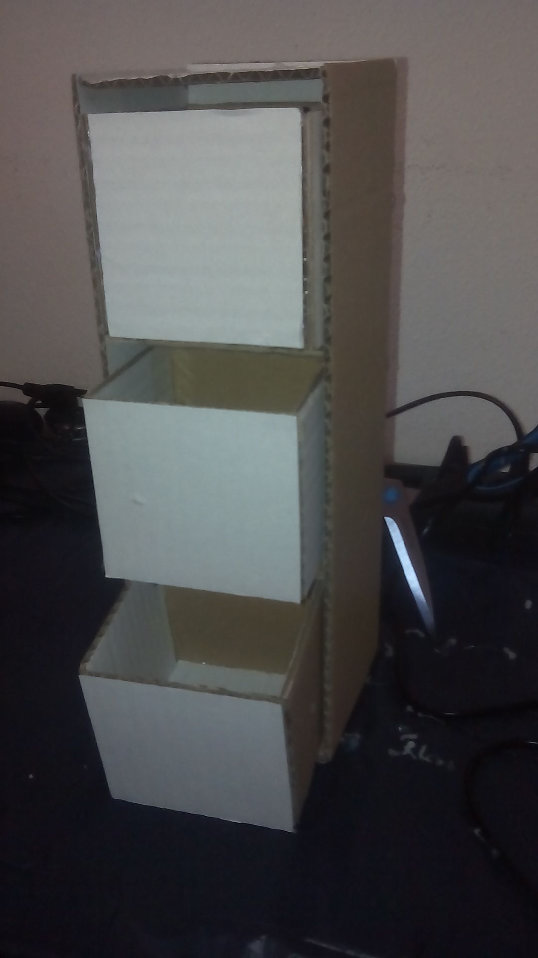 Easy Cardboard Organizer - Instructables