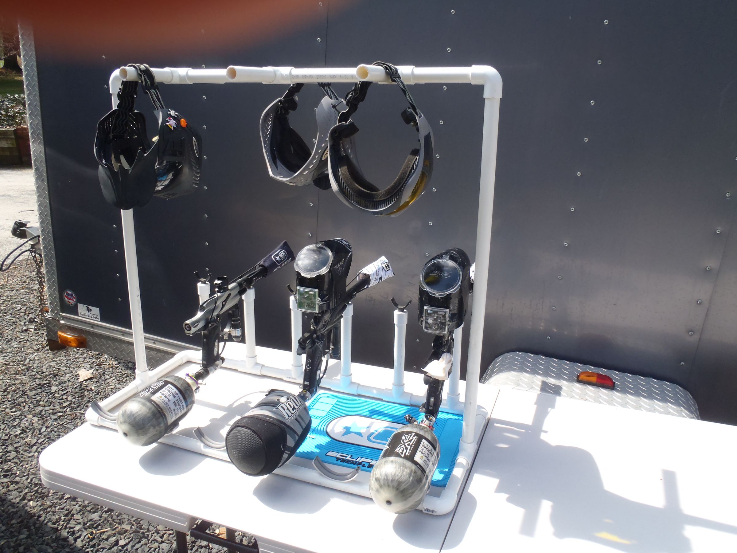 6 Player Paintball Gun and Mask Rack : 8 Steps - Instructables