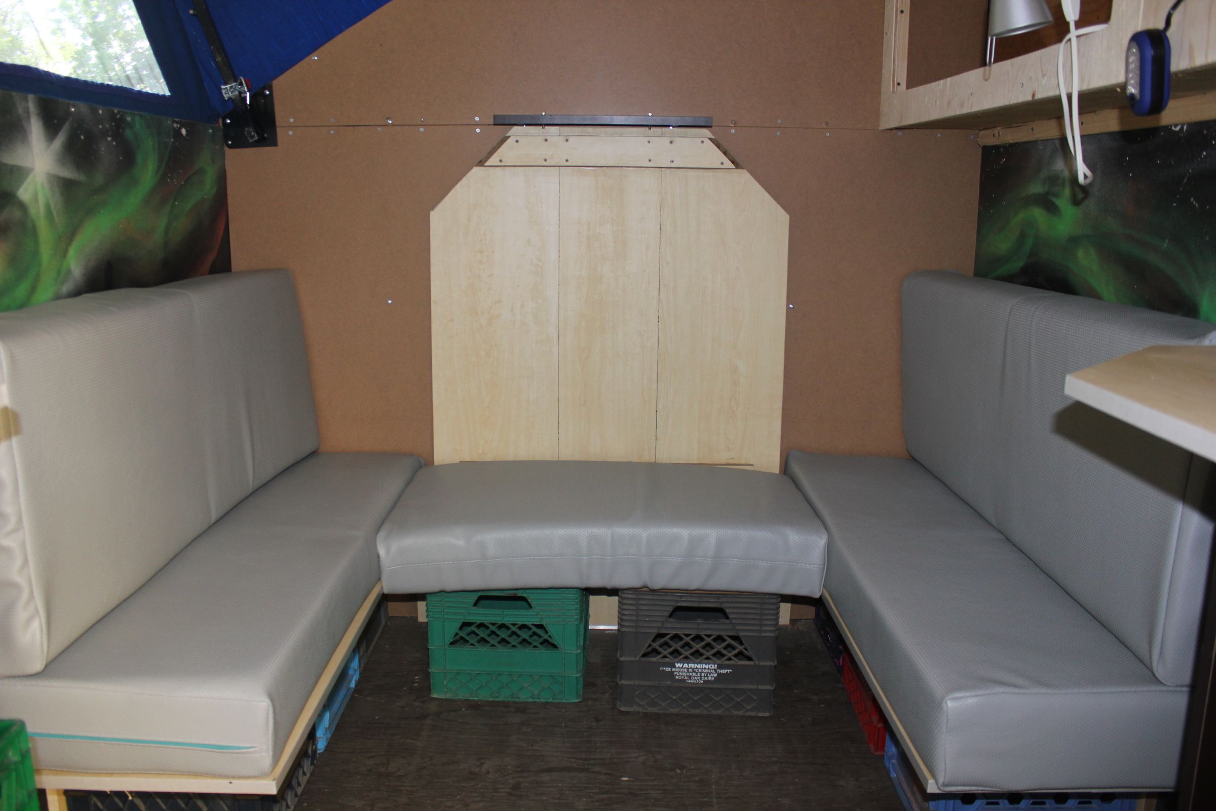 Tiny Dumpster House Trailer : 7 Steps (with Pictures) - Instructables