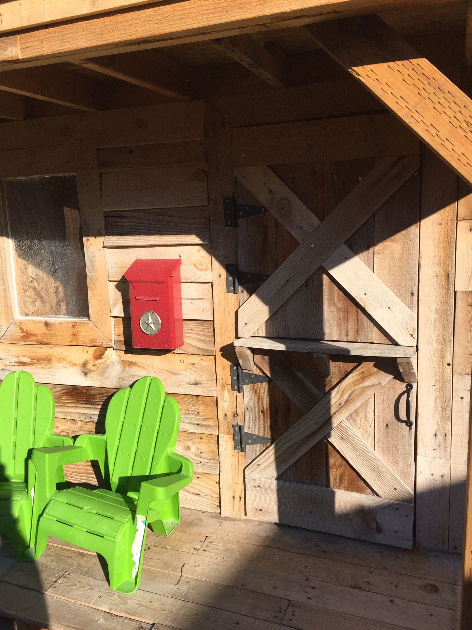 Quick Tip to Make De-Nailing Reclaimed Wood Easier : 3 Steps (with ...