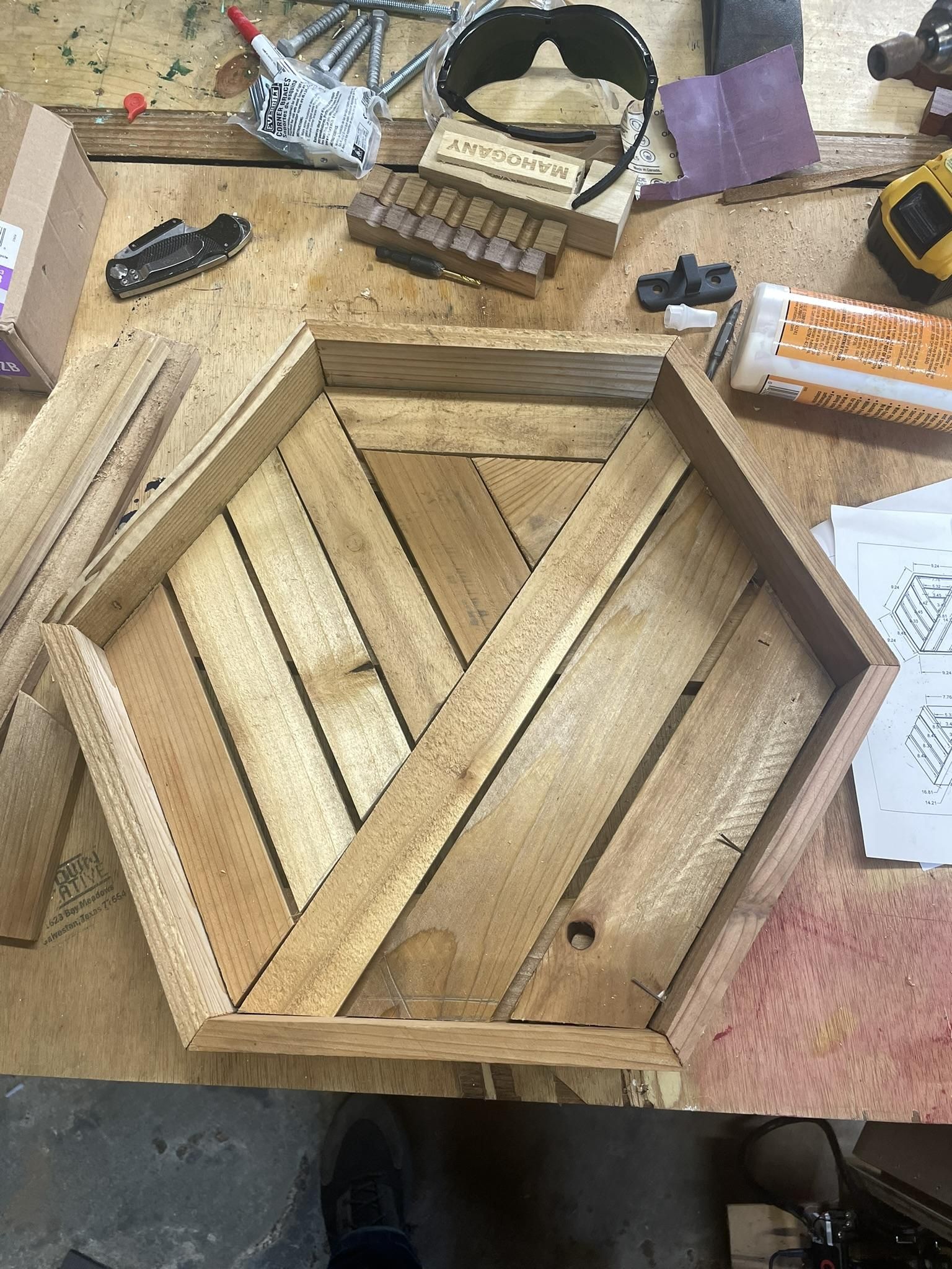 Decorative Hexagonal Wood Serving Tray : 5 Steps (with Pictures) - Instructables