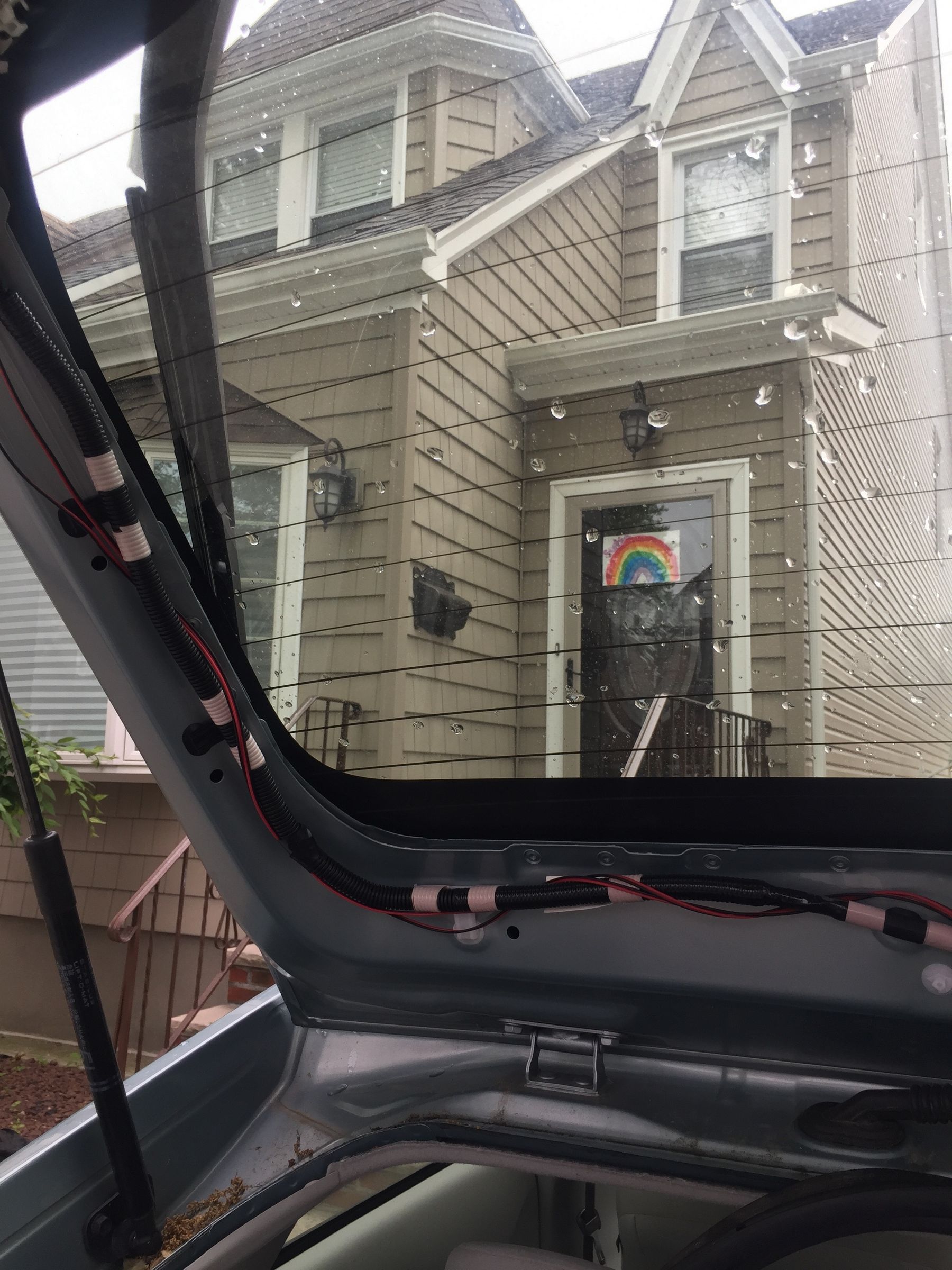 Hack Your Prius Rear Emblem (with Pictures) Version 1 : 5 Steps (with ...