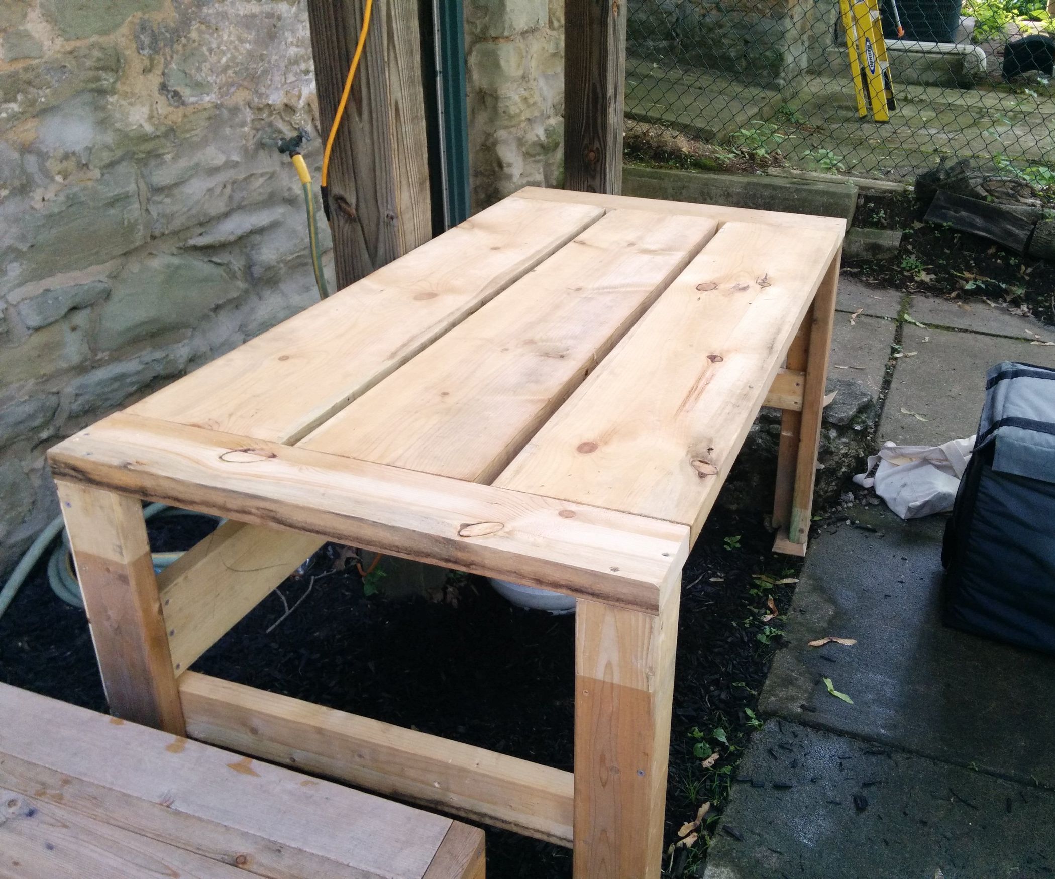 Two Tables to One : 4 Steps (with Pictures) - Instructables