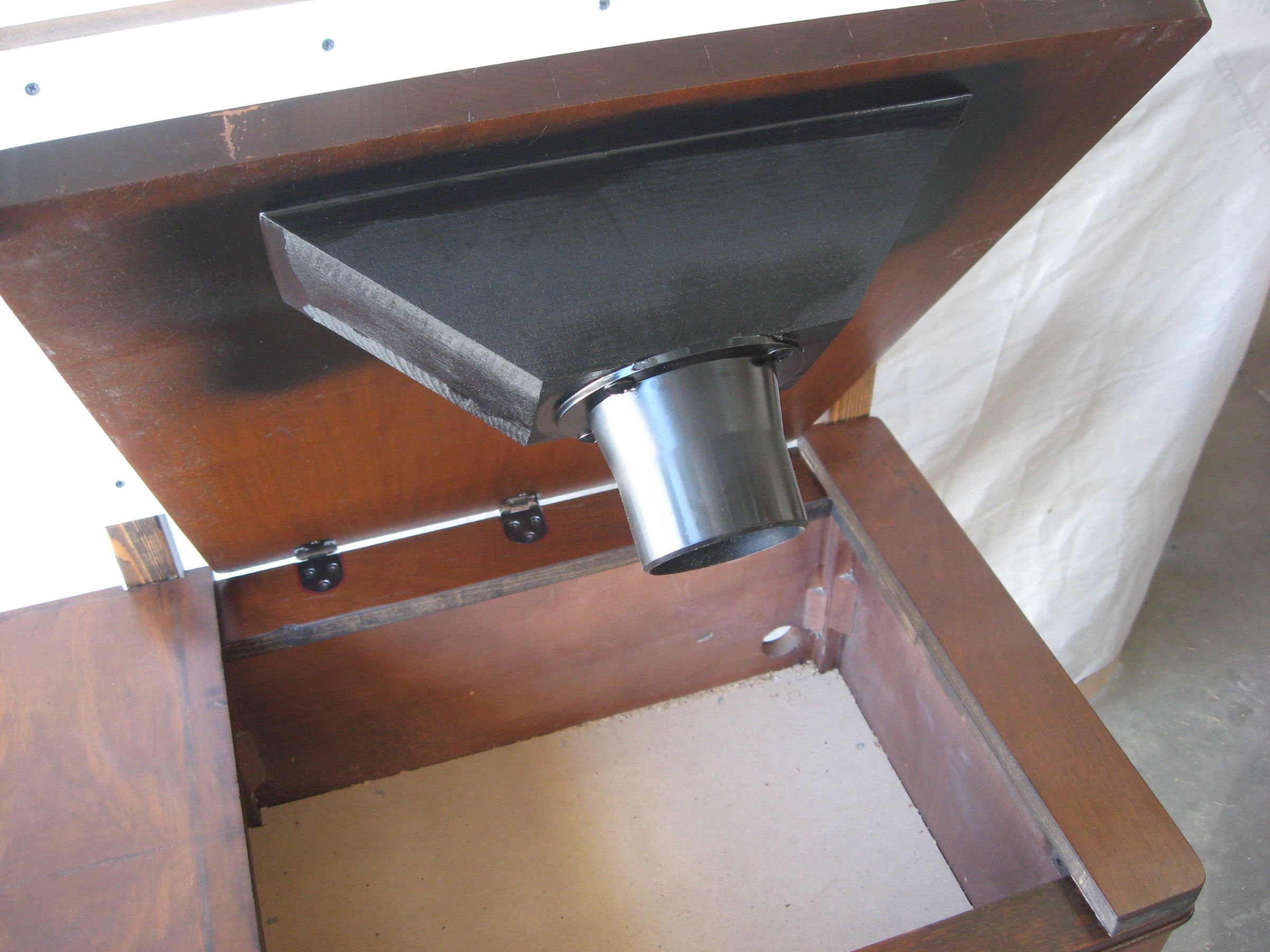 Wood Carving Station From Old Sewing Table : 14 Steps (with Pictures ...
