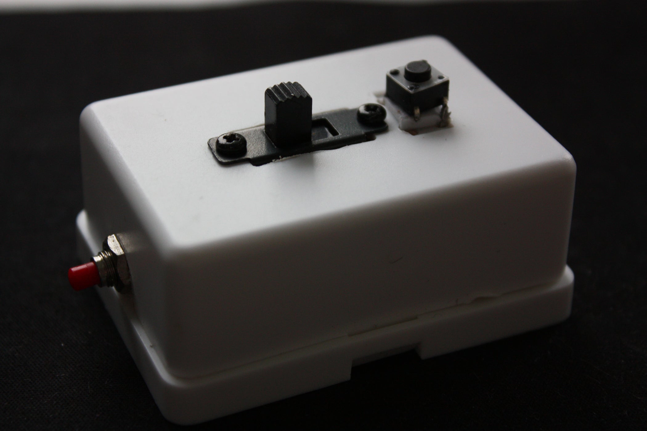 DIY Canon Shutter Release, Focus and Long Exposure Switch : 3 Steps ...