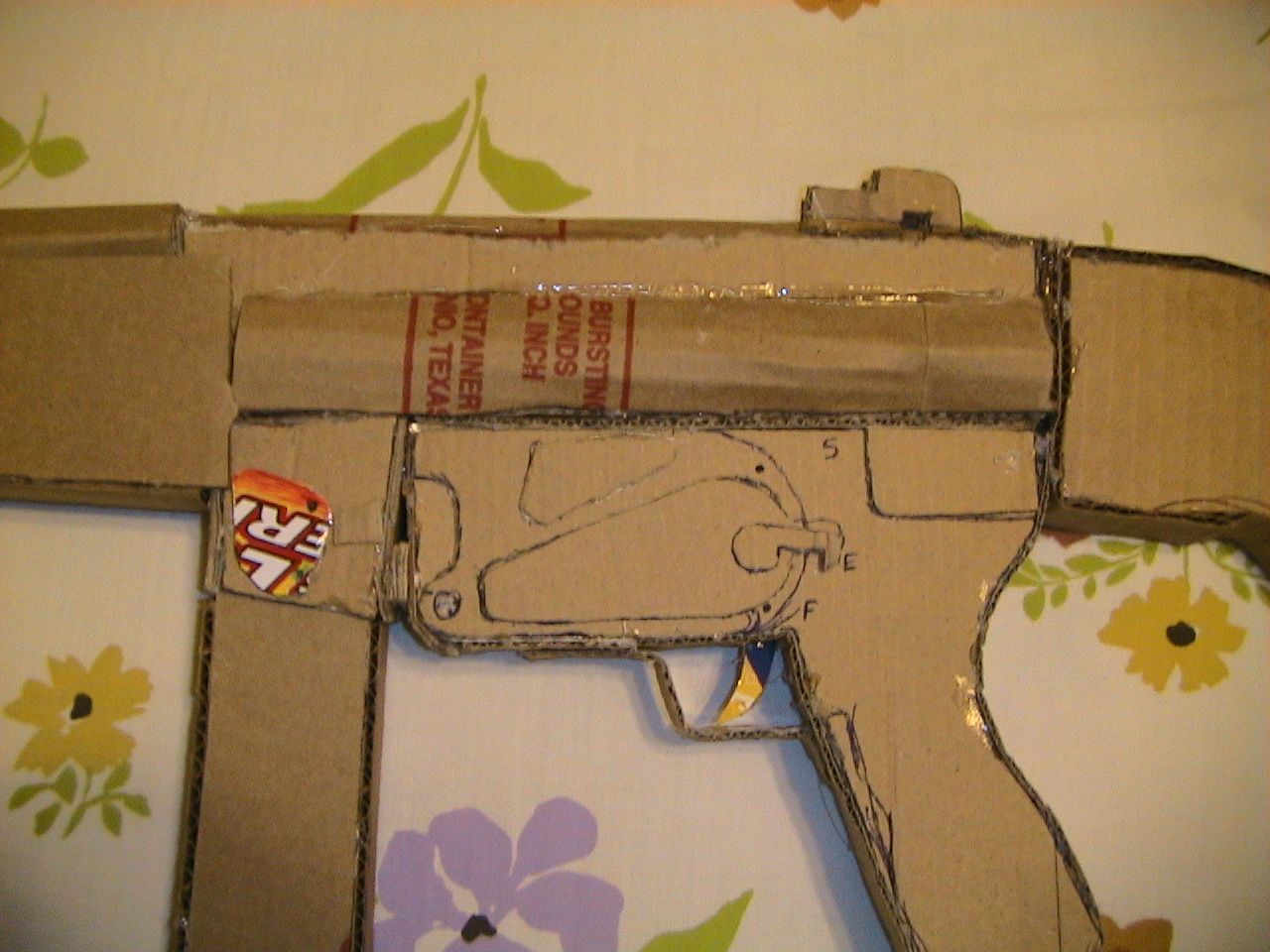 Cardboard MP5 - Instructables