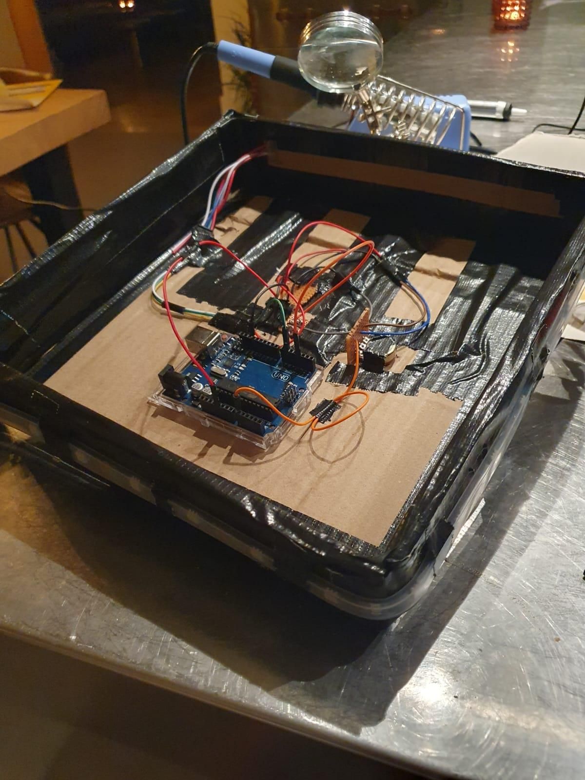 Arduino Twister Spinner : 9 Steps (with Pictures) - Instructables