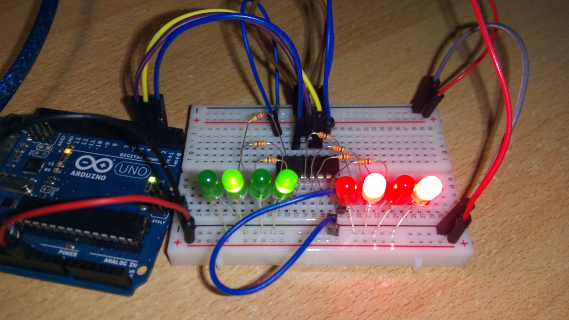 How to Use a Shift Register - Arduino Tutorial : 4 Steps (with Pictures) - Instructables
