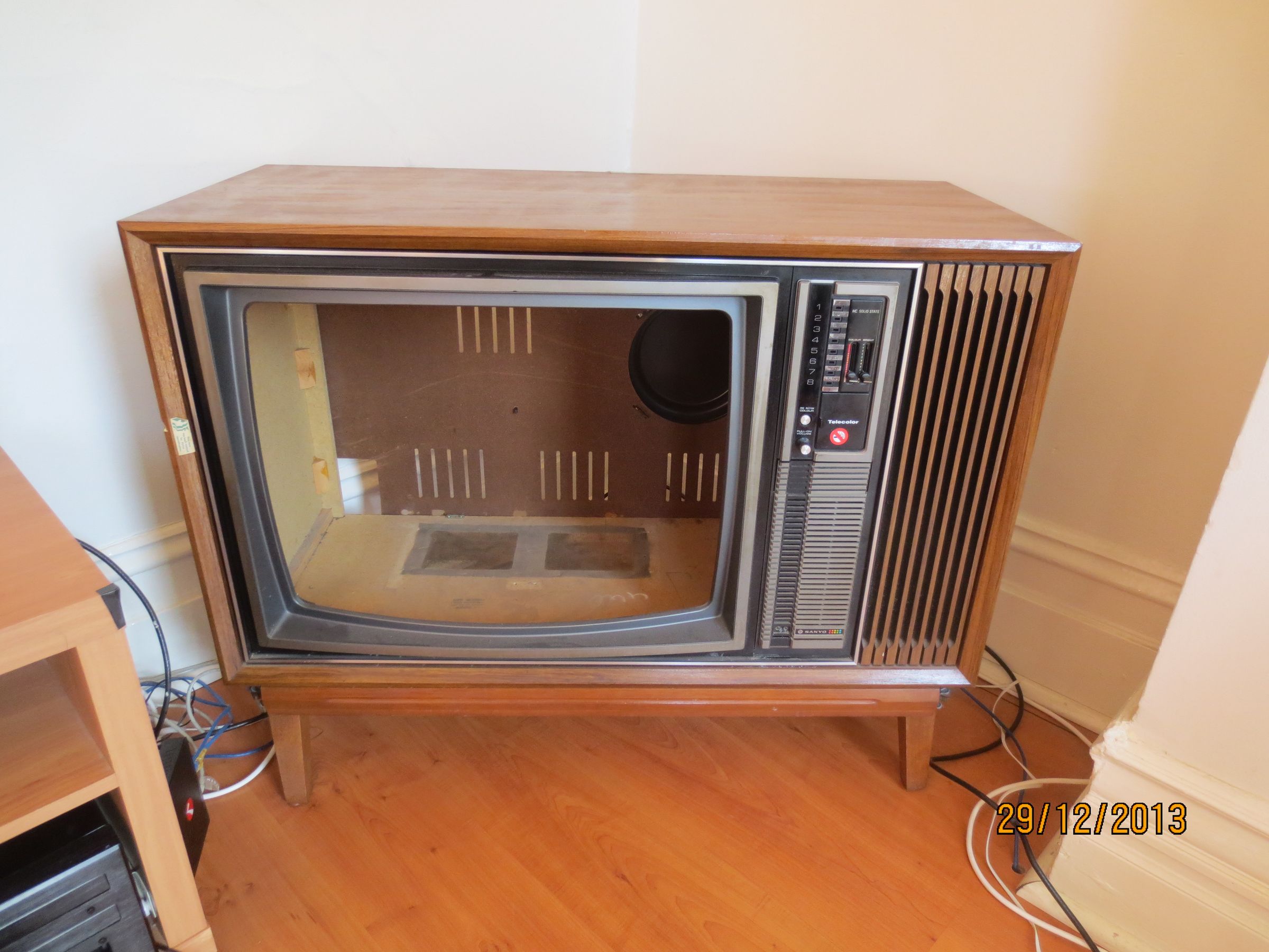 TV Fish Tank \ Aquarium : 5 Steps - Instructables