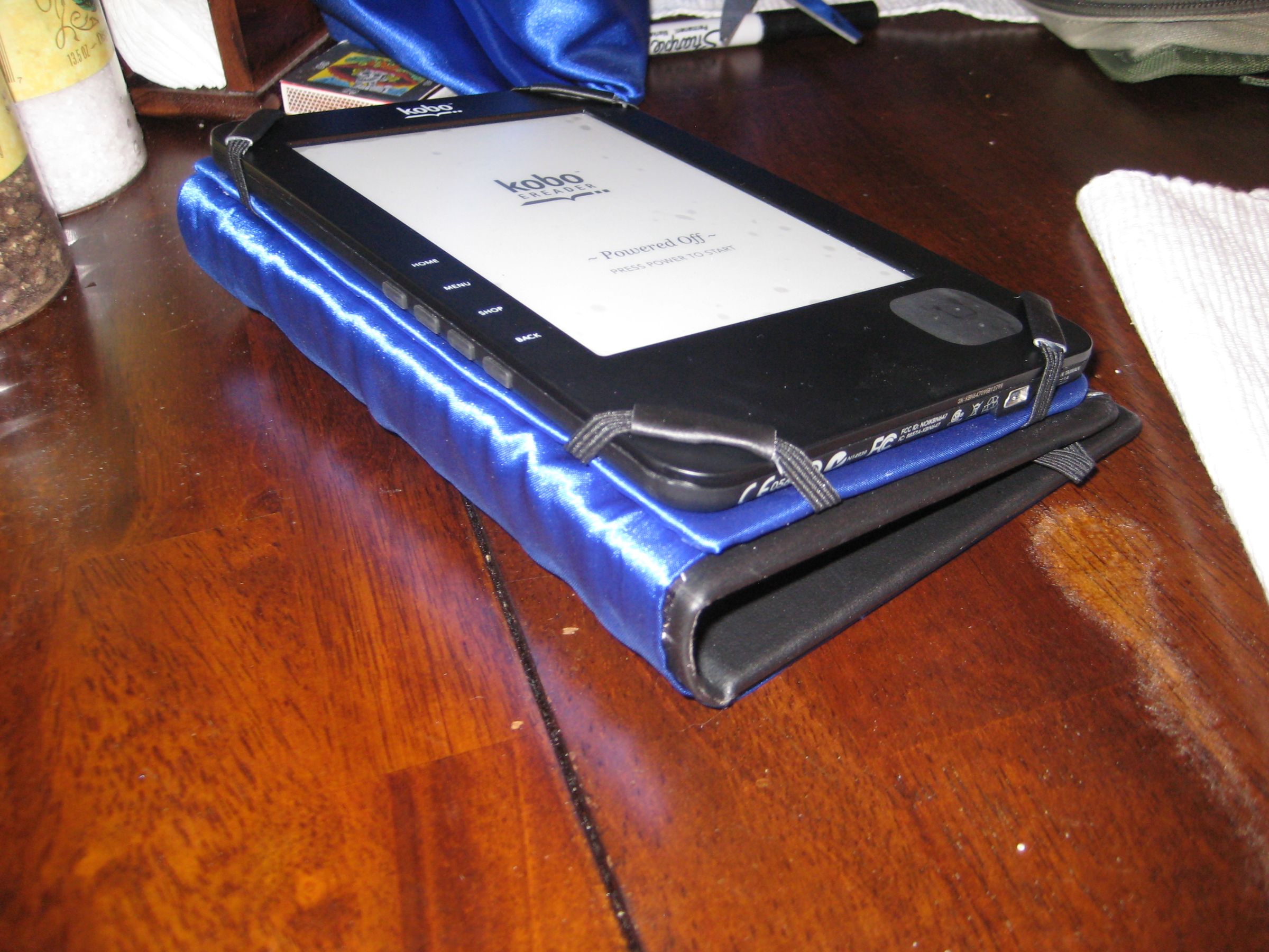 DIY "Moleskine" Ereader Cover : 6 Steps - Instructables
