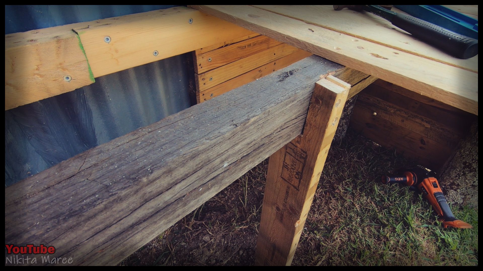 Workbench With Hidden Features : 33 Steps (with Pictures) - Instructables