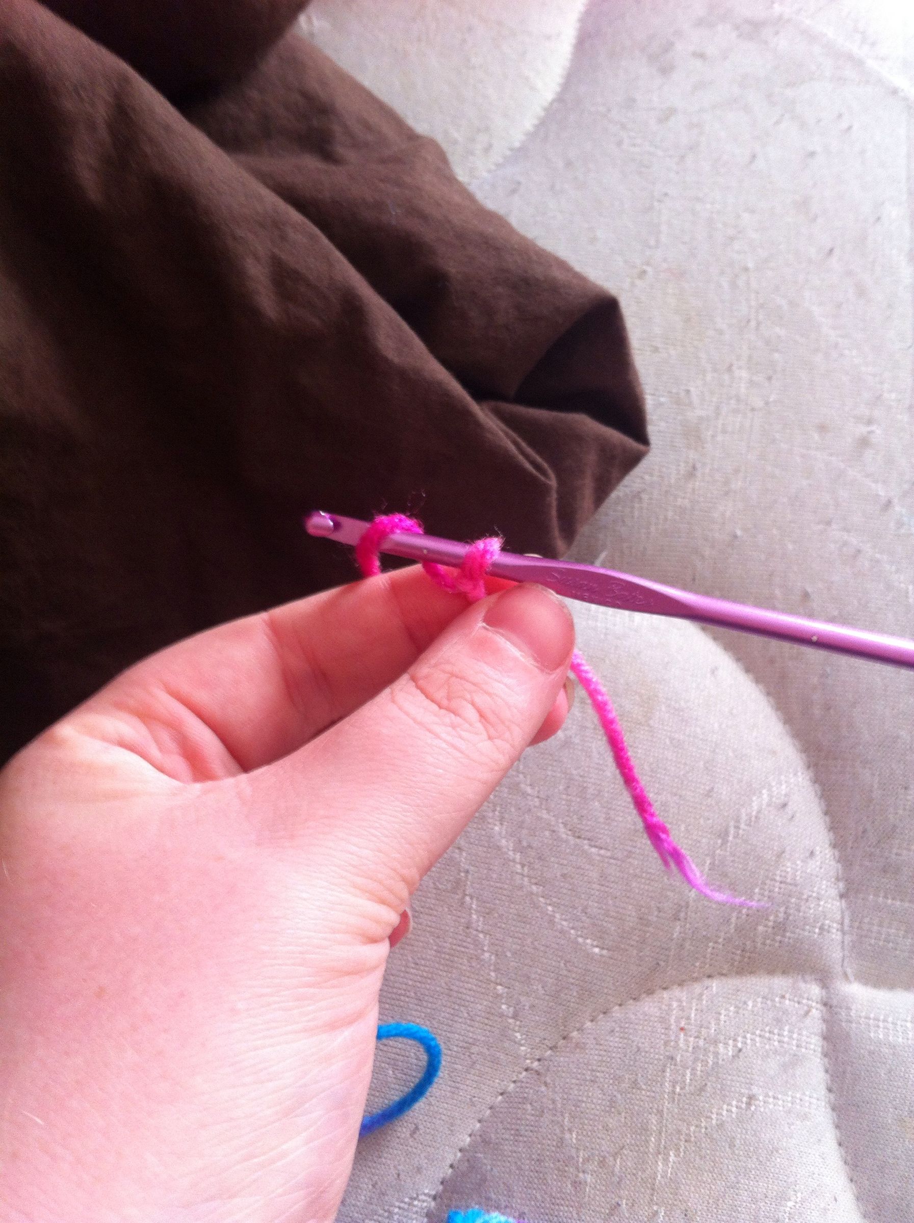 Crochet Basics: Hooks,yarn,and Chaining : 5 Steps - Instructables