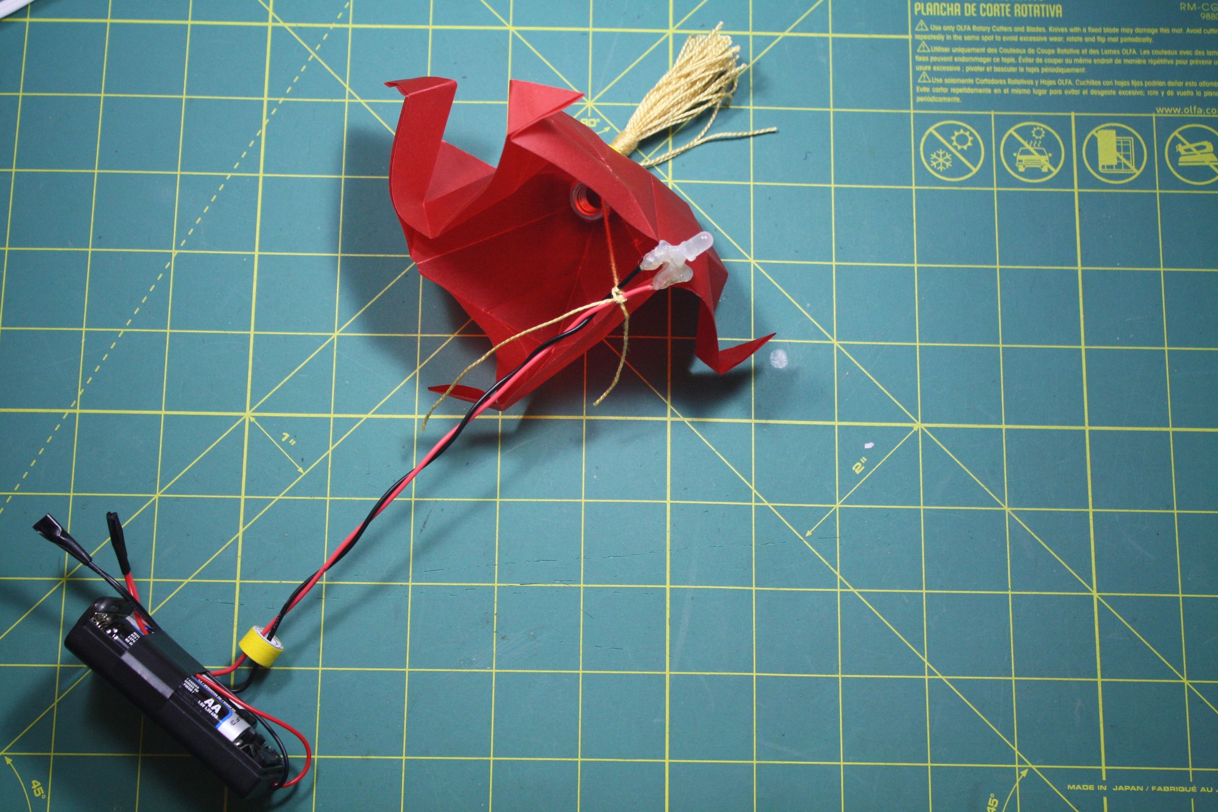 Flickering Origami Lantern : 7 Steps (with Pictures) - Instructables