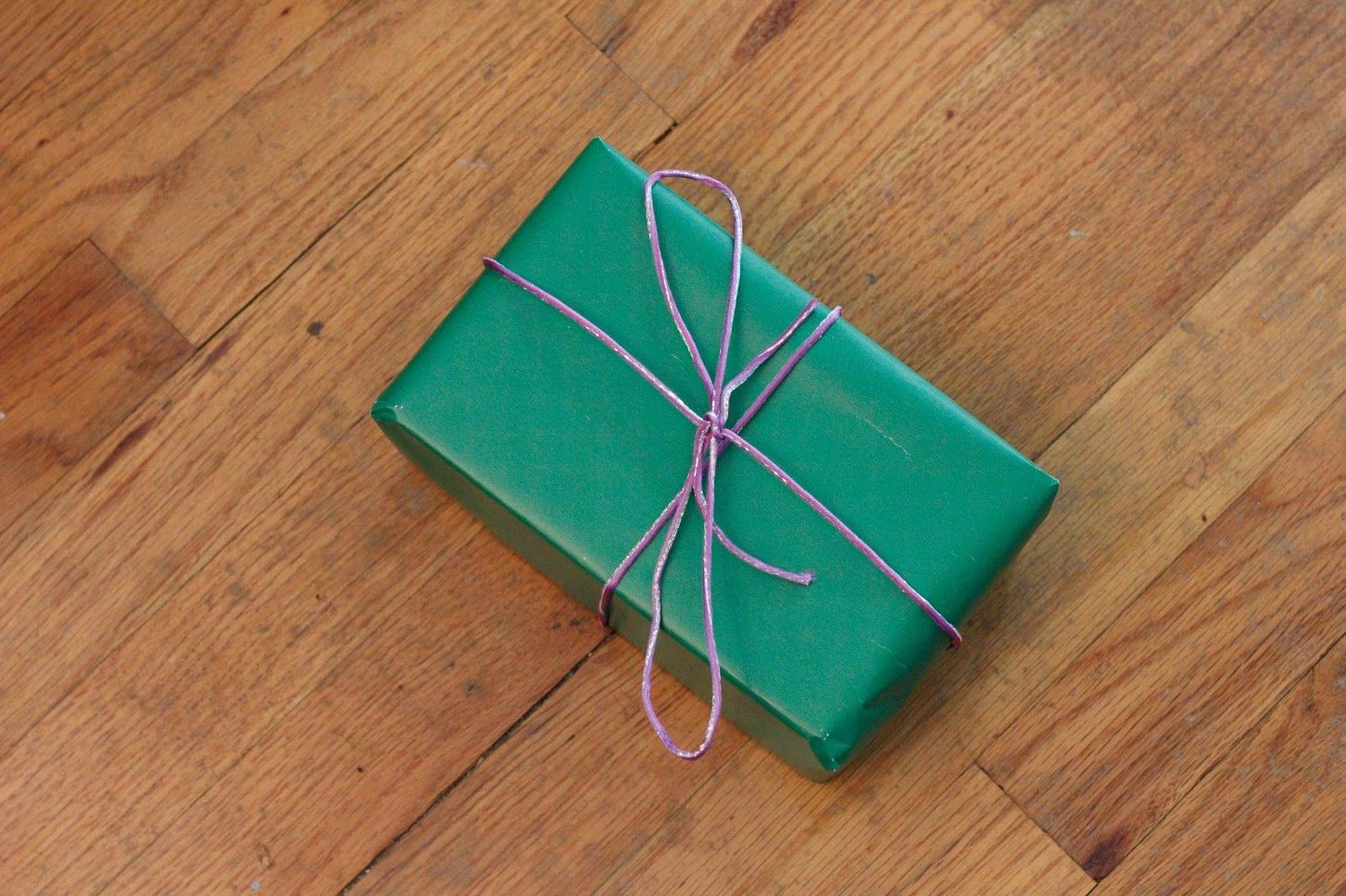How to Properly Wrap a Present : 17 Steps (with Pictures) - Instructables