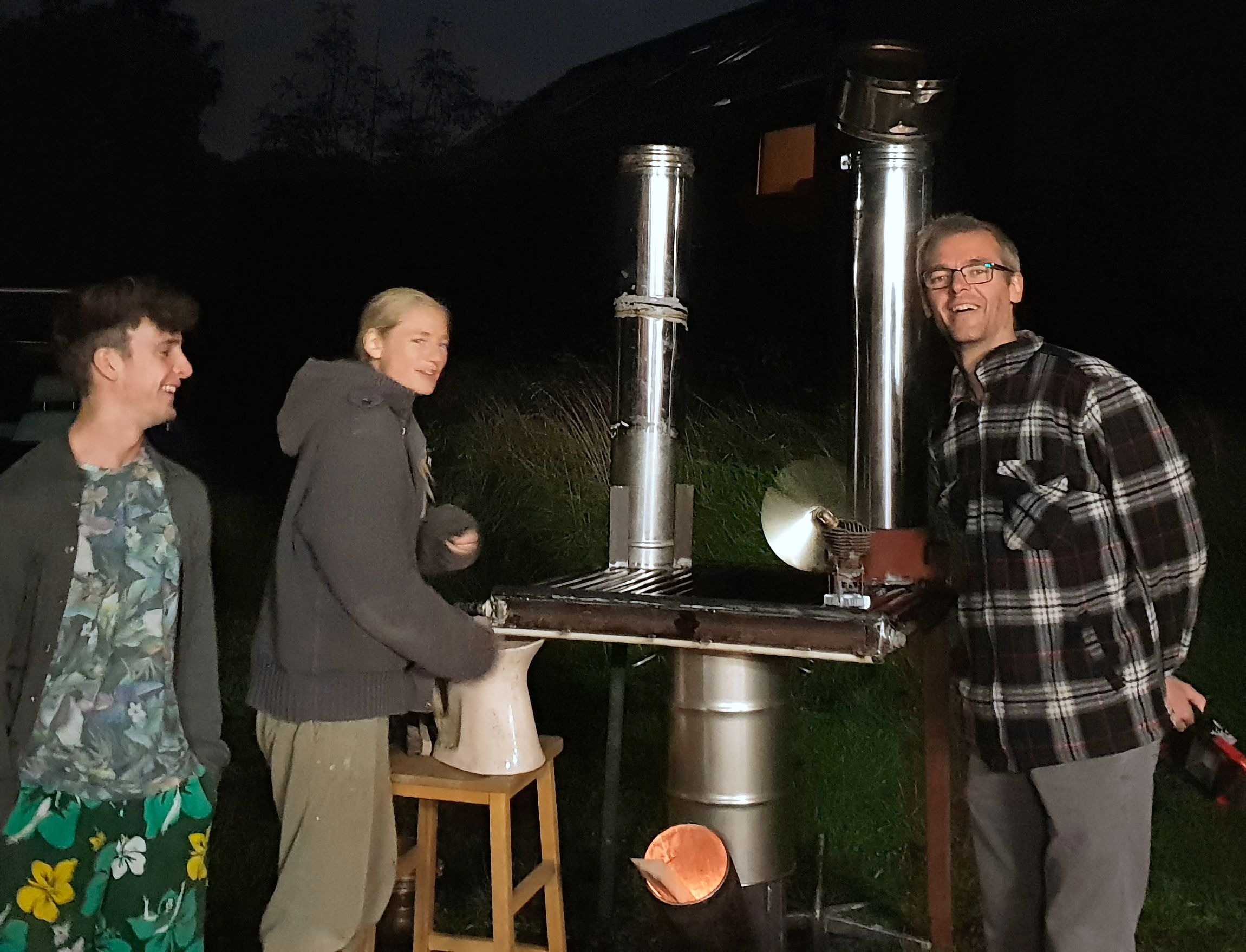 Upcycled Rocket Stove Griddle BBQ + Pizza Oven Attachment : 27 Steps ...