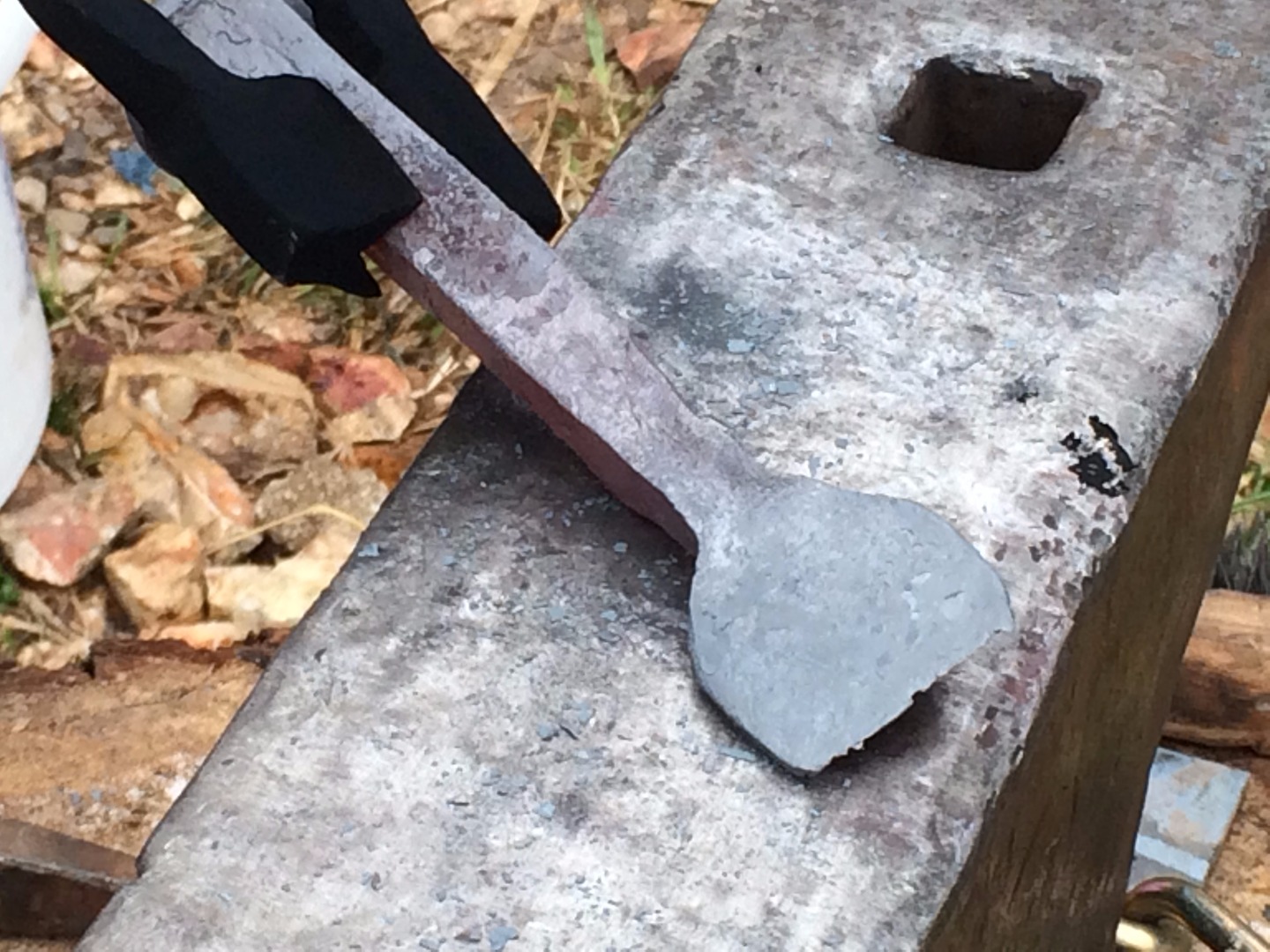 Blacksmithing a Railroad Spike Adze / Garden Tool : 13 Steps (with ...