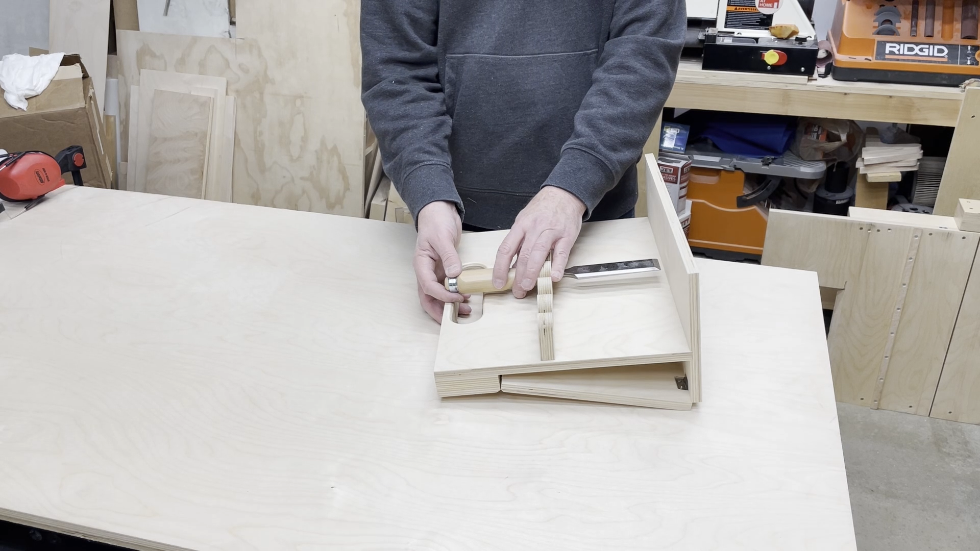 Wall Mounted Chisel Rack With Built in Stand : 8 Steps (with Pictures ...