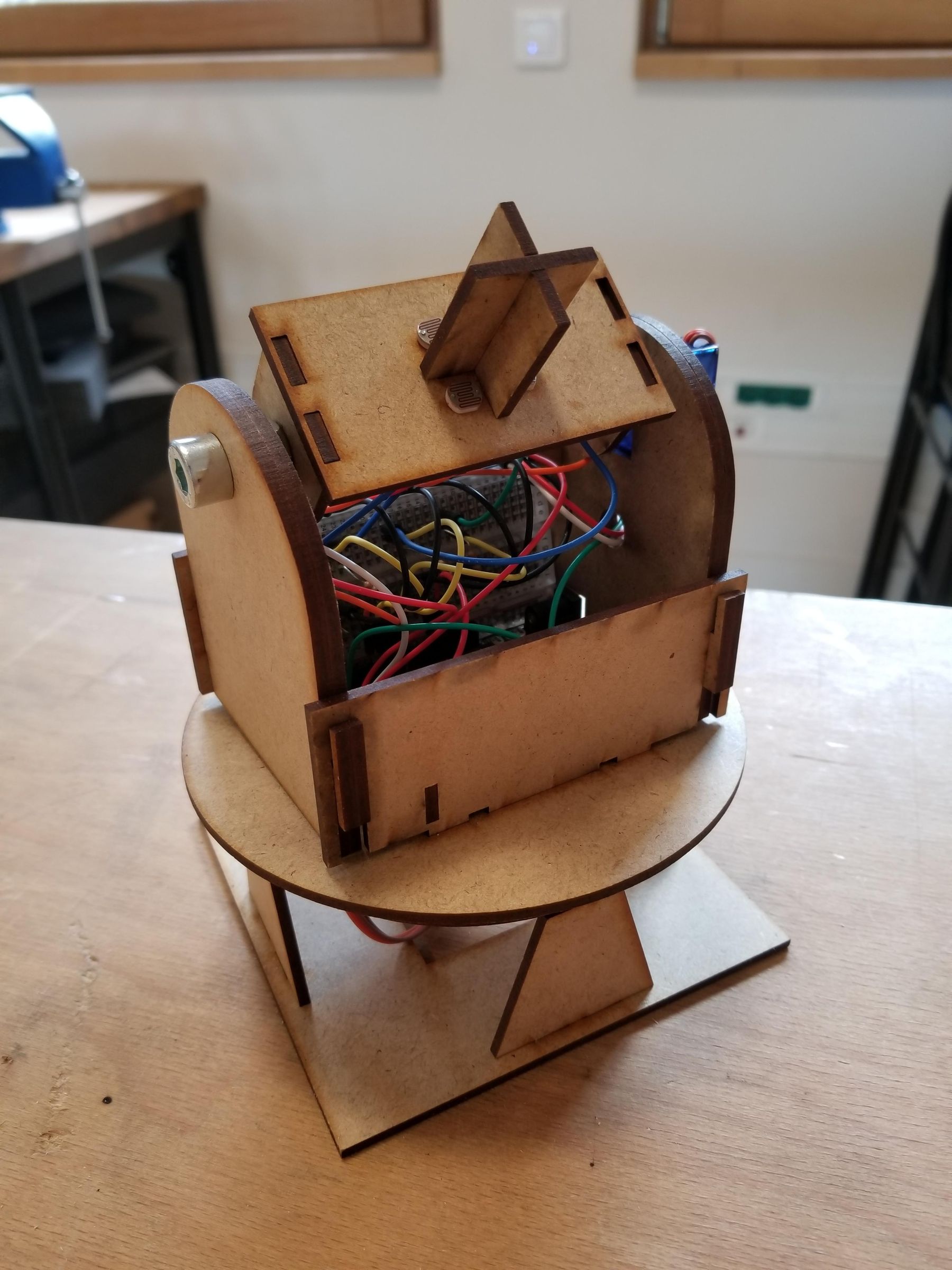 Arduino Solar Tracker : 6 Steps (with Pictures) - Instructables