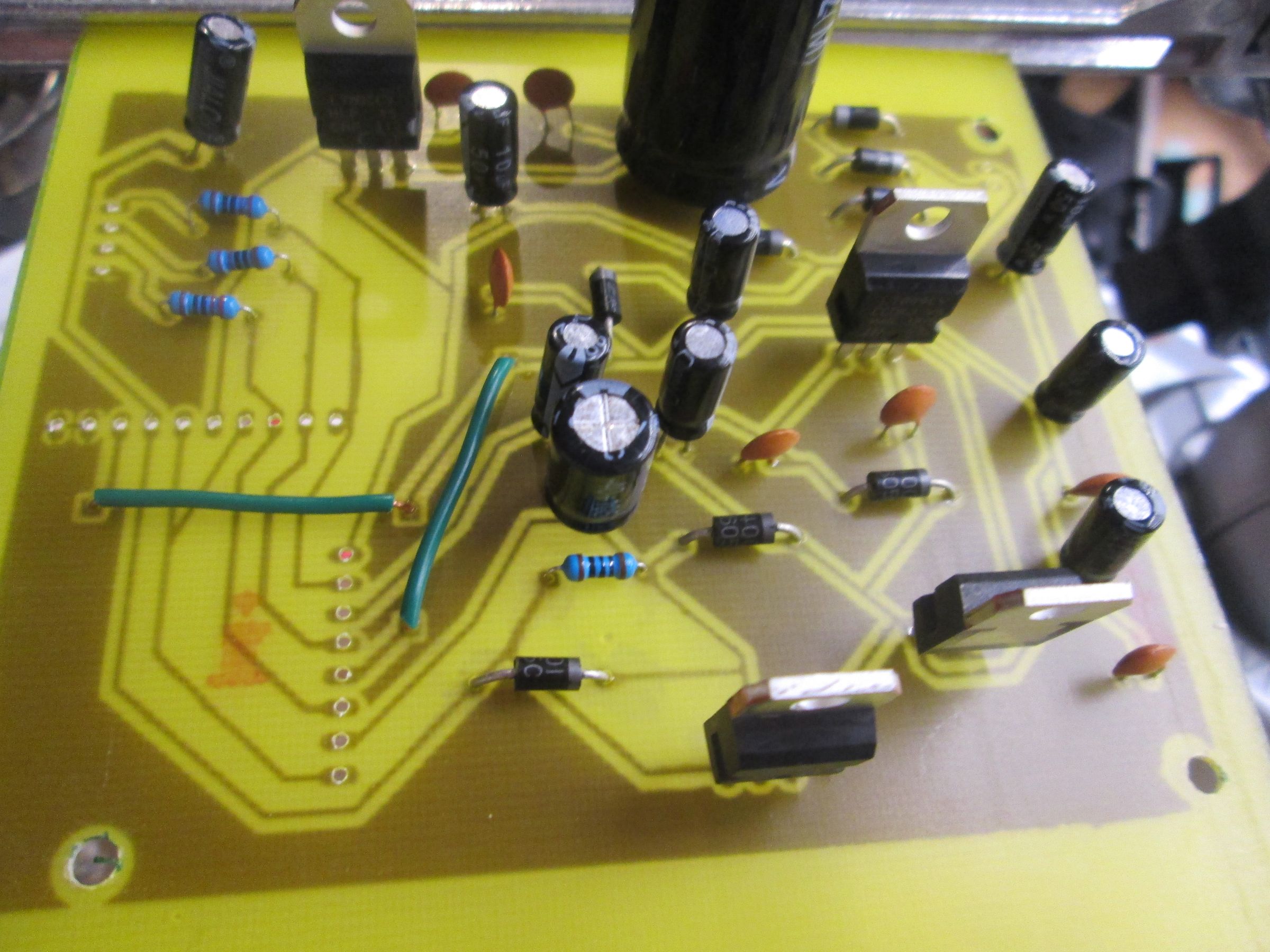 Powered Breadboard Workstation : 6 Steps (with Pictures) - Instructables