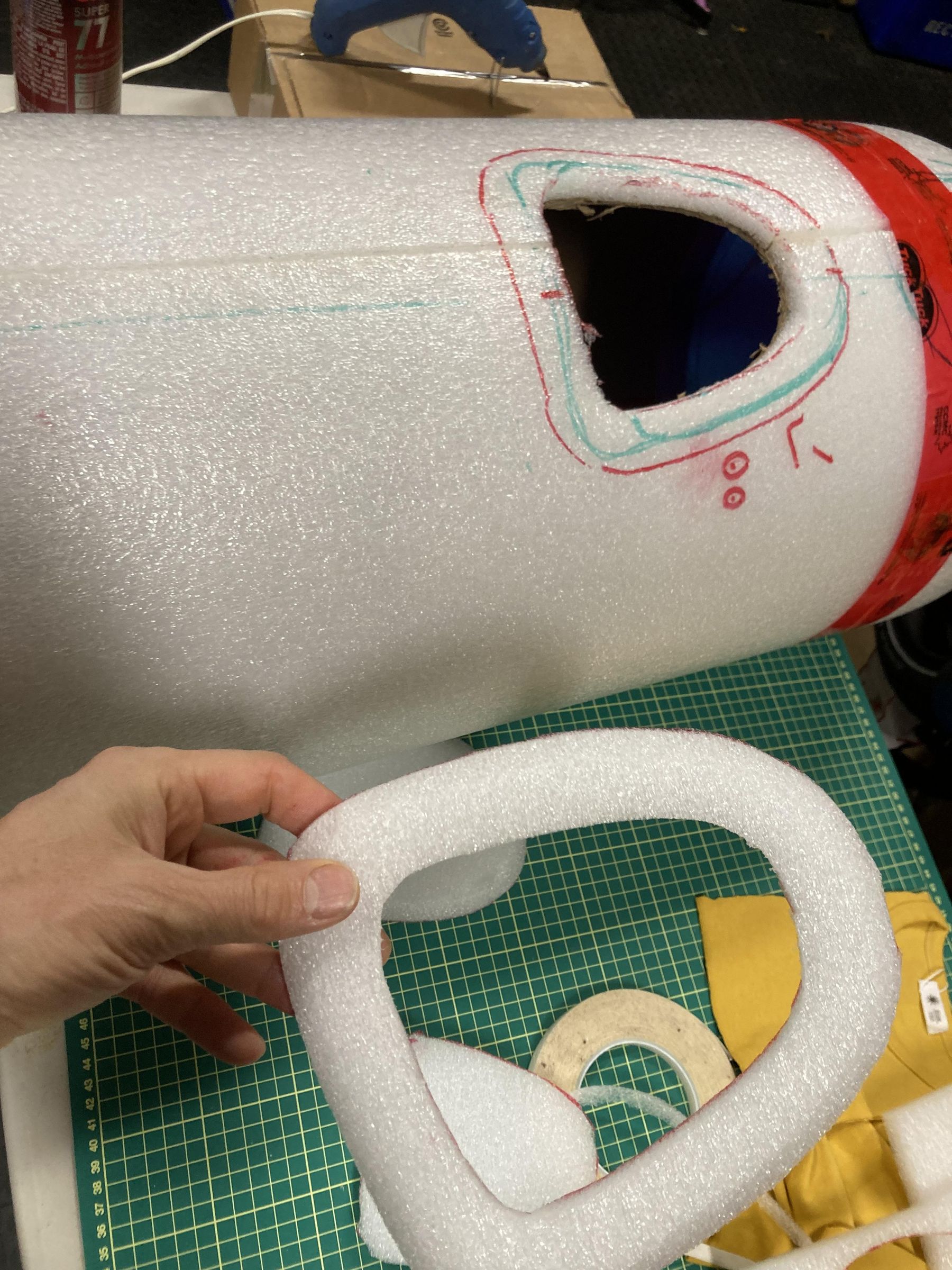 Despicable Me Mega Minion Mel Kid's Costume : 8 Steps (with Pictures ...