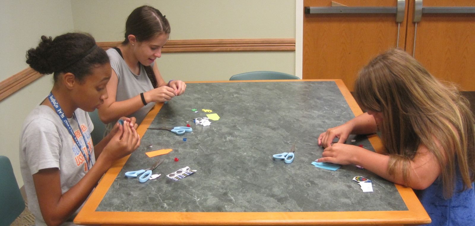 Teen LED Flashlight Workshop at the Library - Instructables