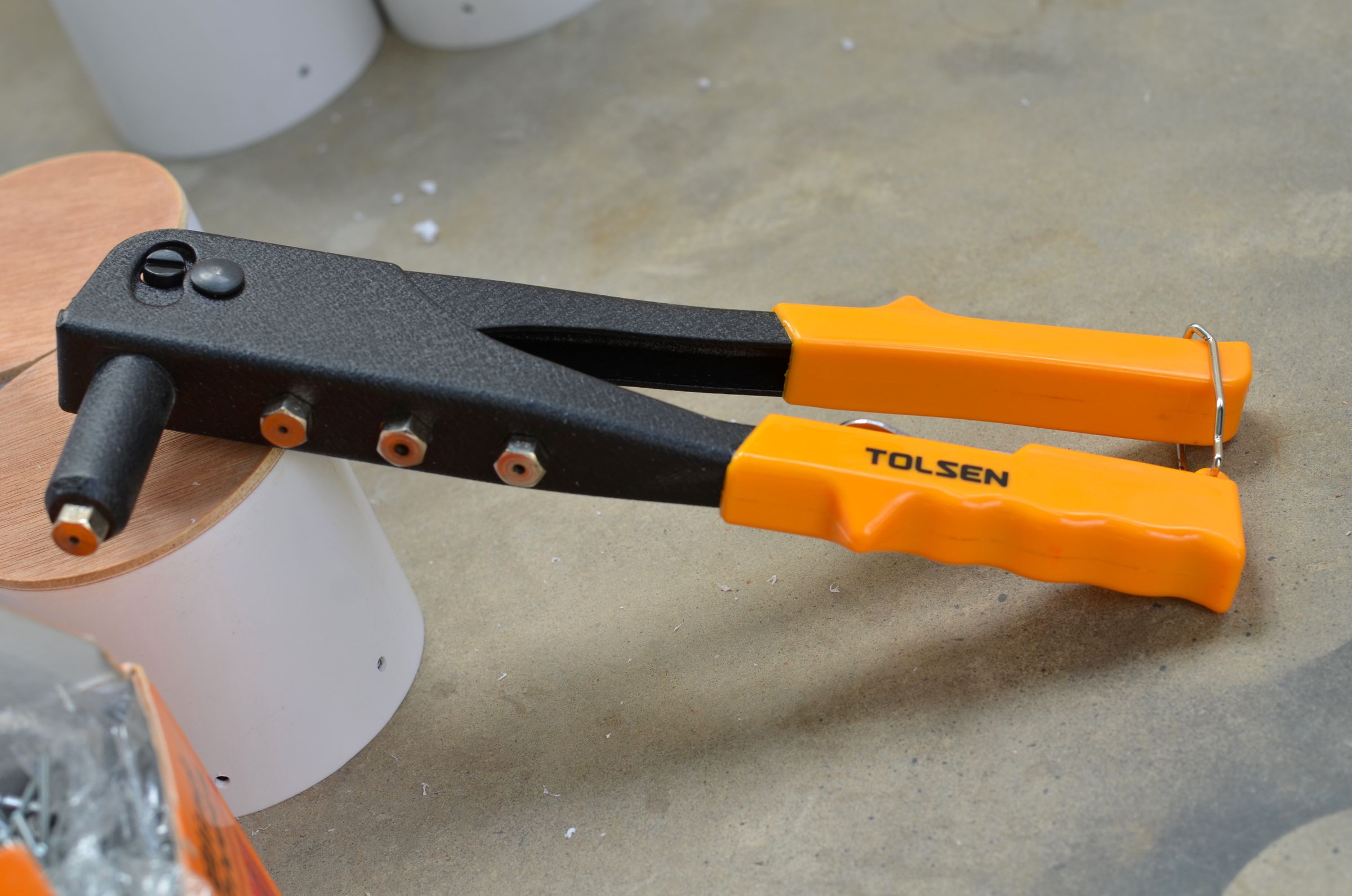 DIYers PVC Organizer Workbench/Table : 15 Steps (with Pictures ...