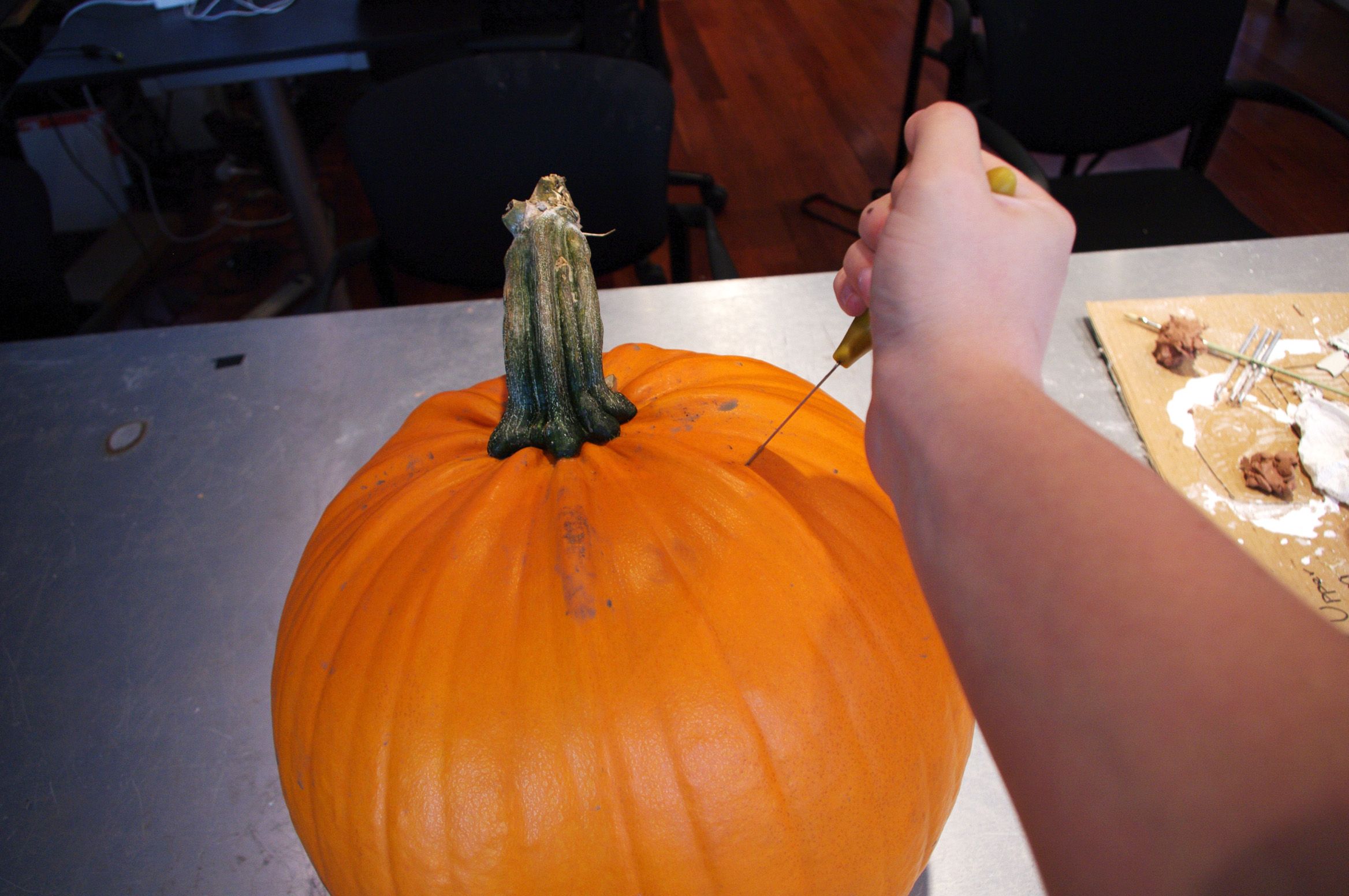 Flamethrowing Jack-O'-Lantern : 25 Steps (with Pictures) - Instructables