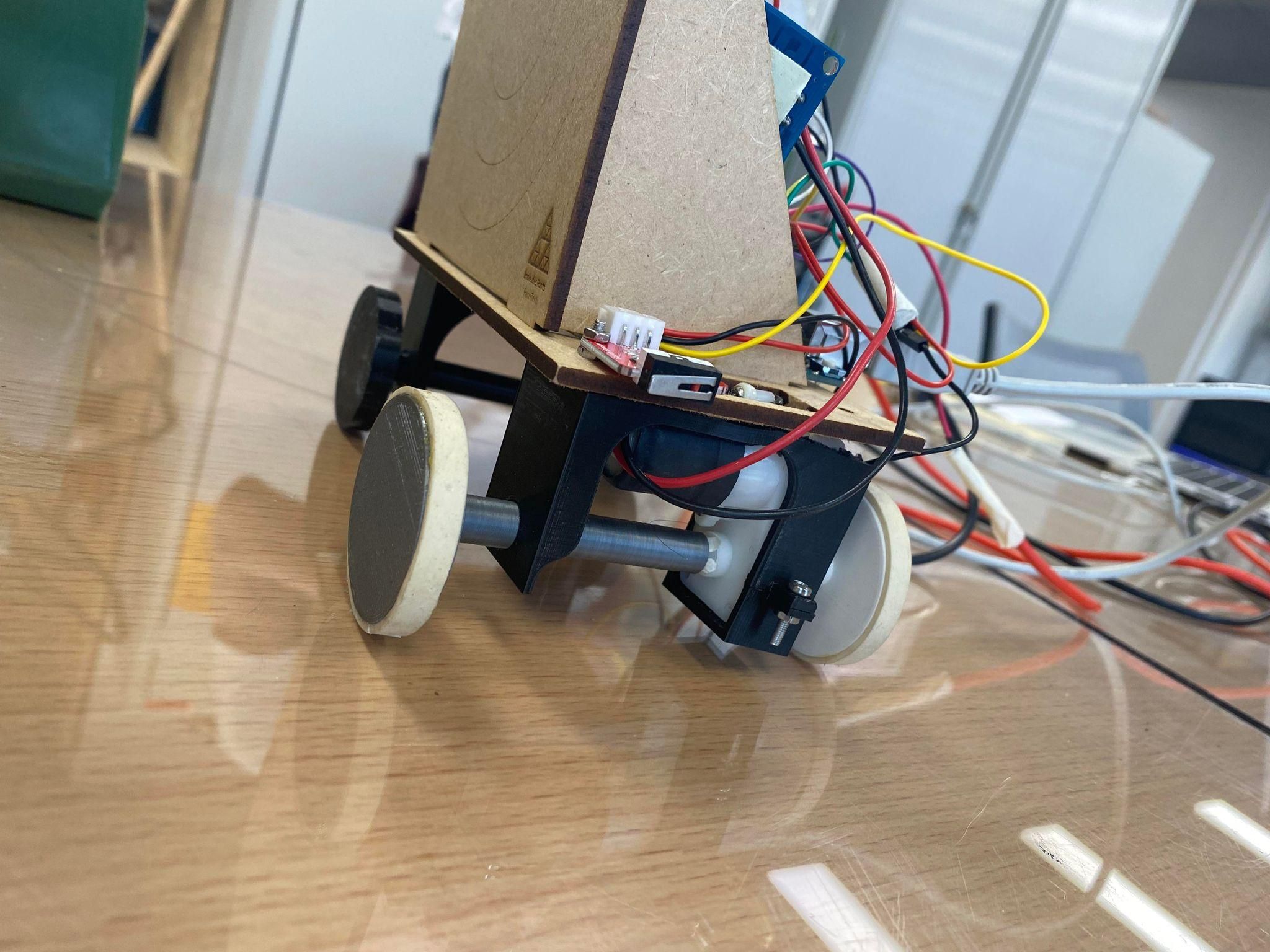 A Moving Target : 4 Steps - Instructables