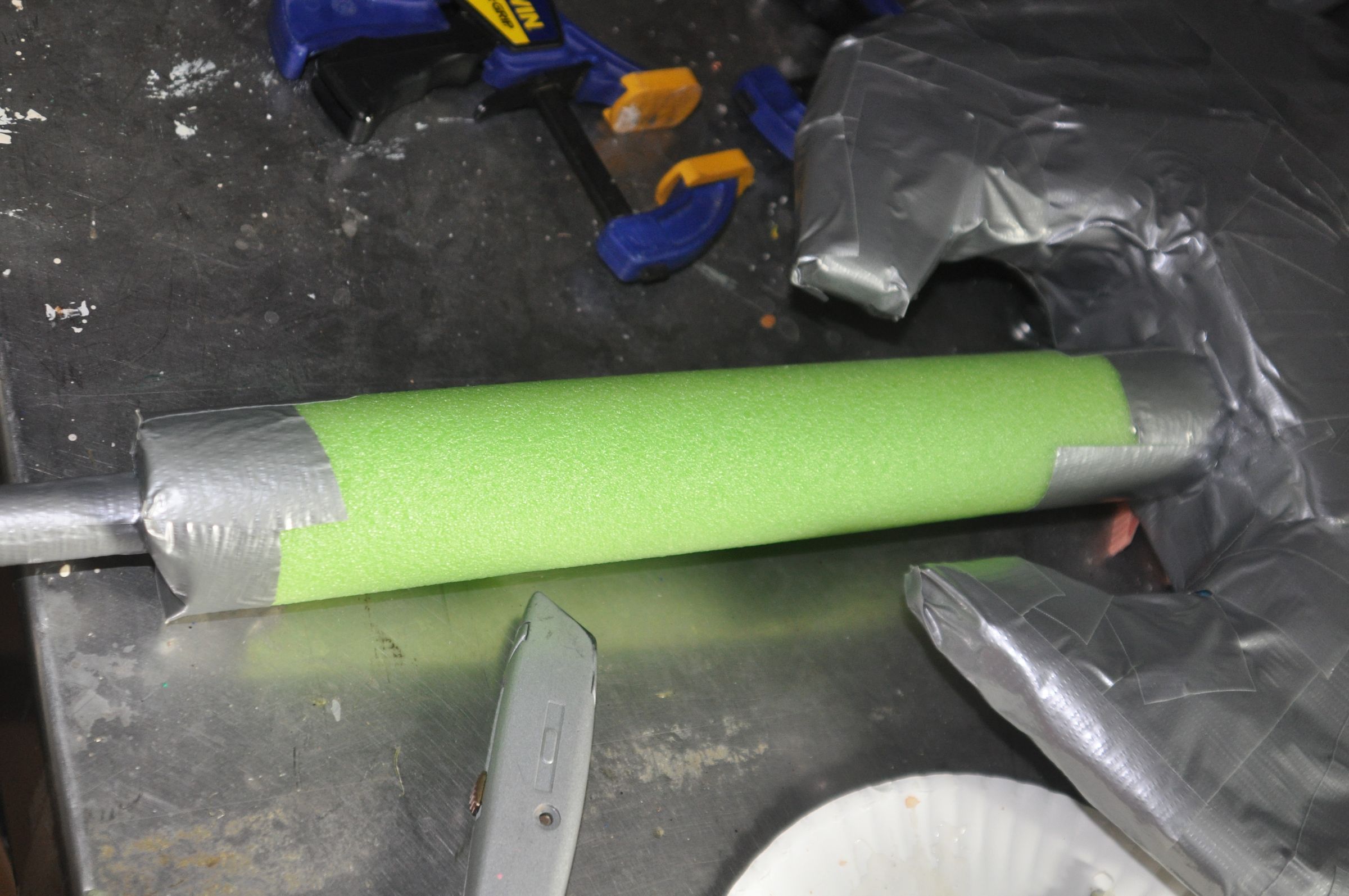 Boffer Double-bladed Battle Axe : 12 Steps (with Pictures) - Instructables