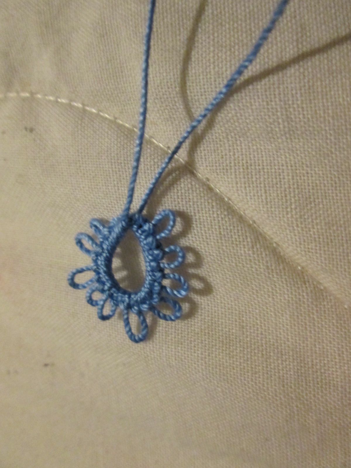Square Vintage Tatted Motif : 11 Steps - Instructables