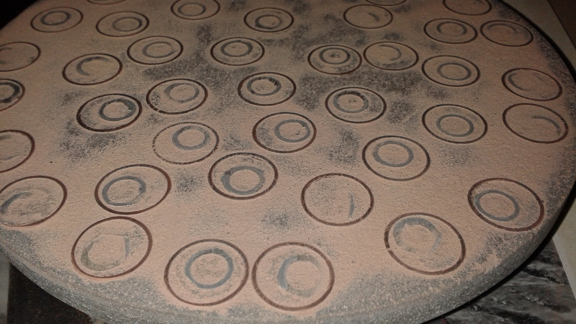 Cast Concrete Tray With Metal Inlay : 5 Steps (with Pictures ...