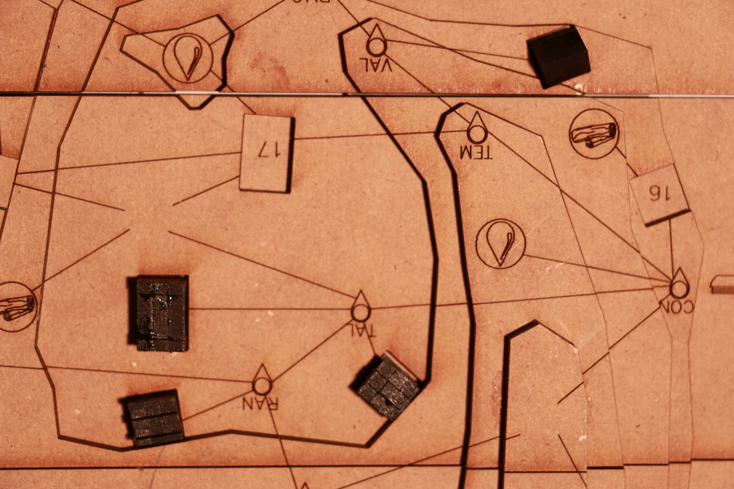 Portable Wooden Board Game System : 8 Steps (with Pictures) - Instructables