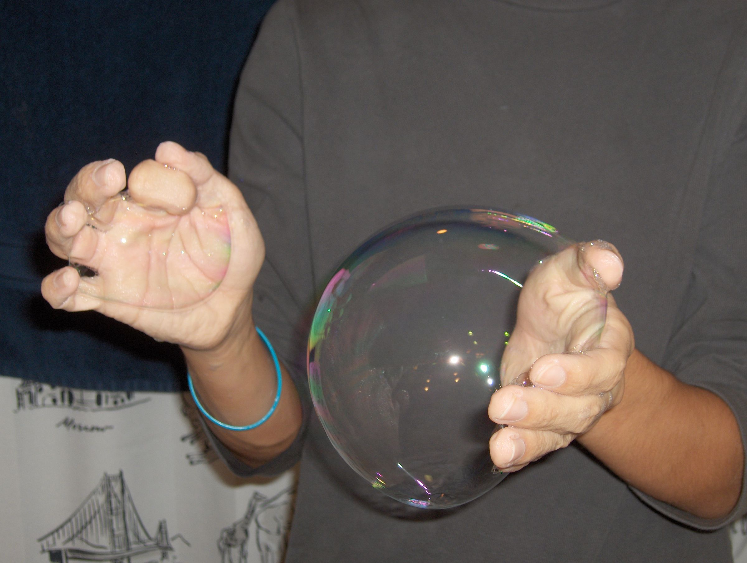 Make Bubbles With Your Hands and Breathe From Them! : 6 Steps - Instructables
